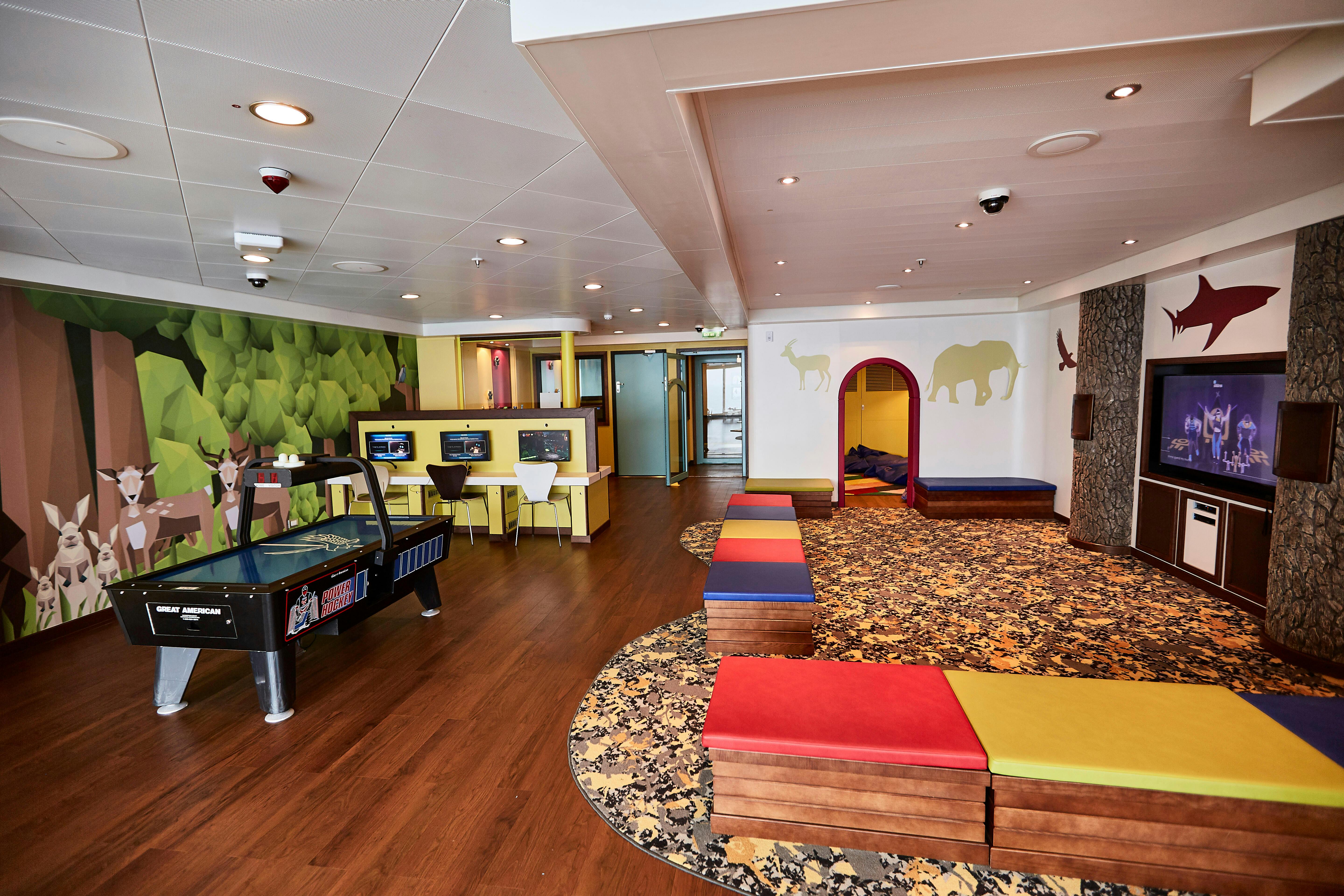 6 Best Kids Clubs on Cruises