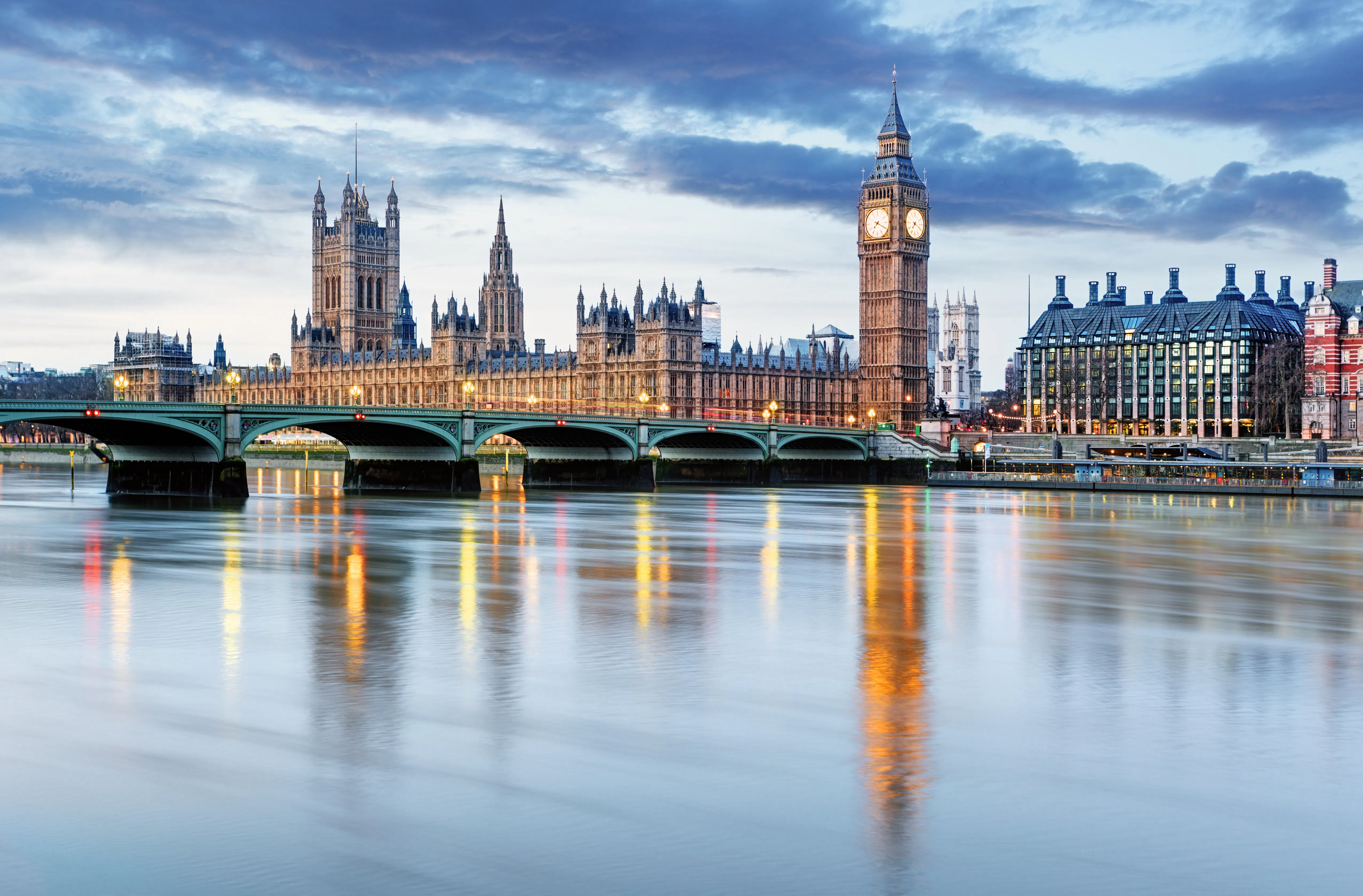 British Isles and Ireland Cruise Guide