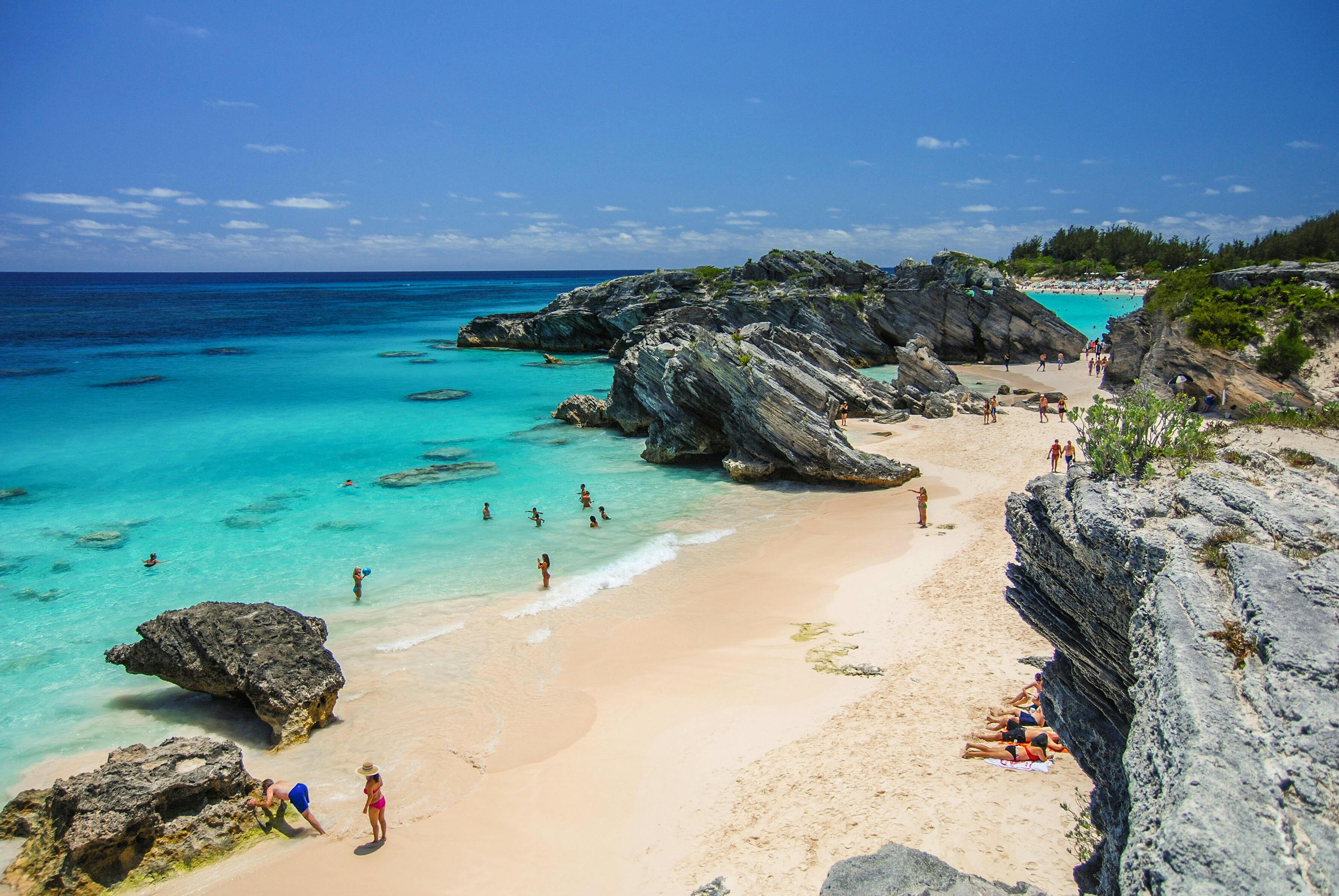 The Best Bermuda Beaches for Every Beachgoer