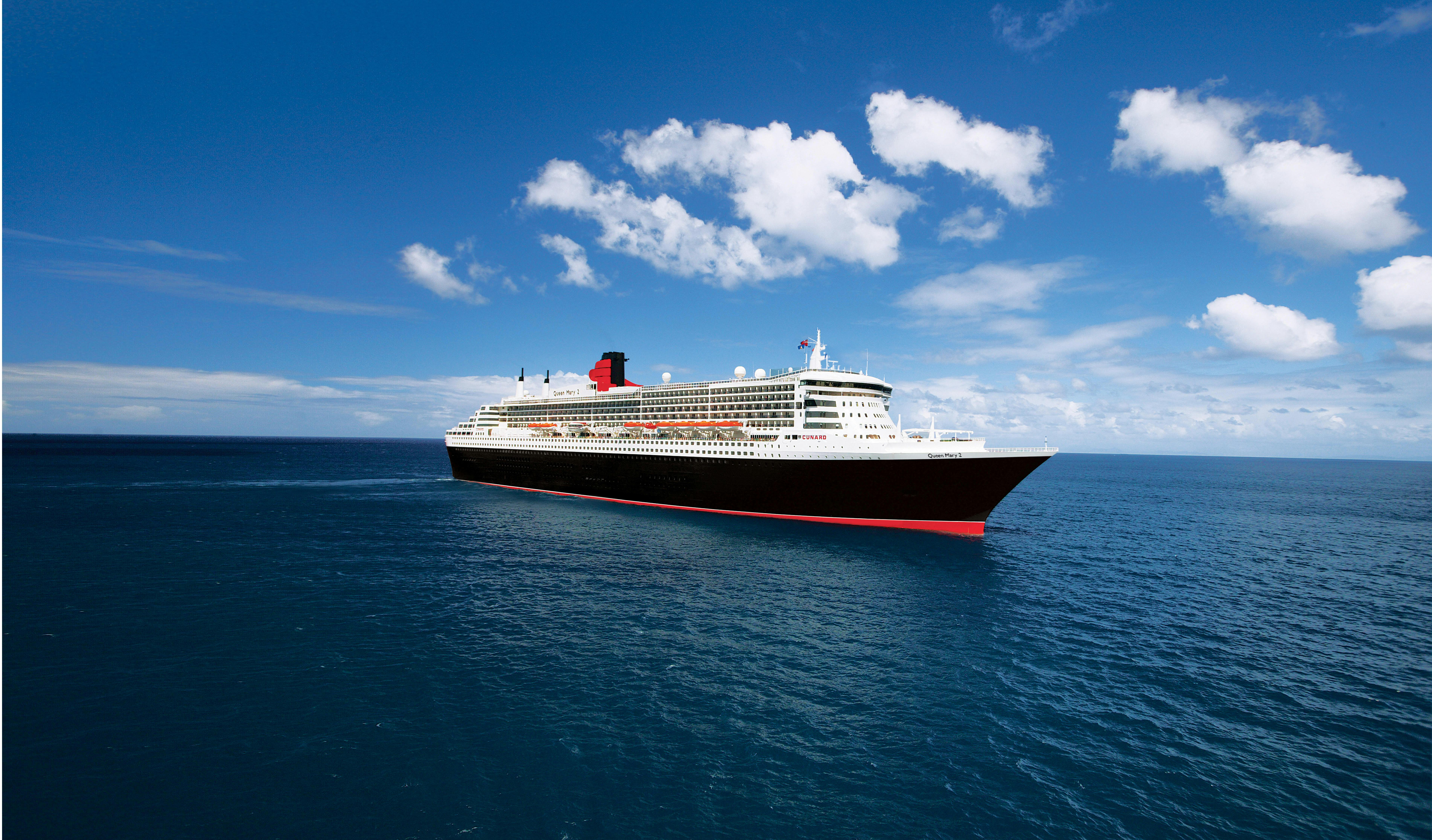 What Is the Difference Between an Ocean Liner and Cruise Ship?