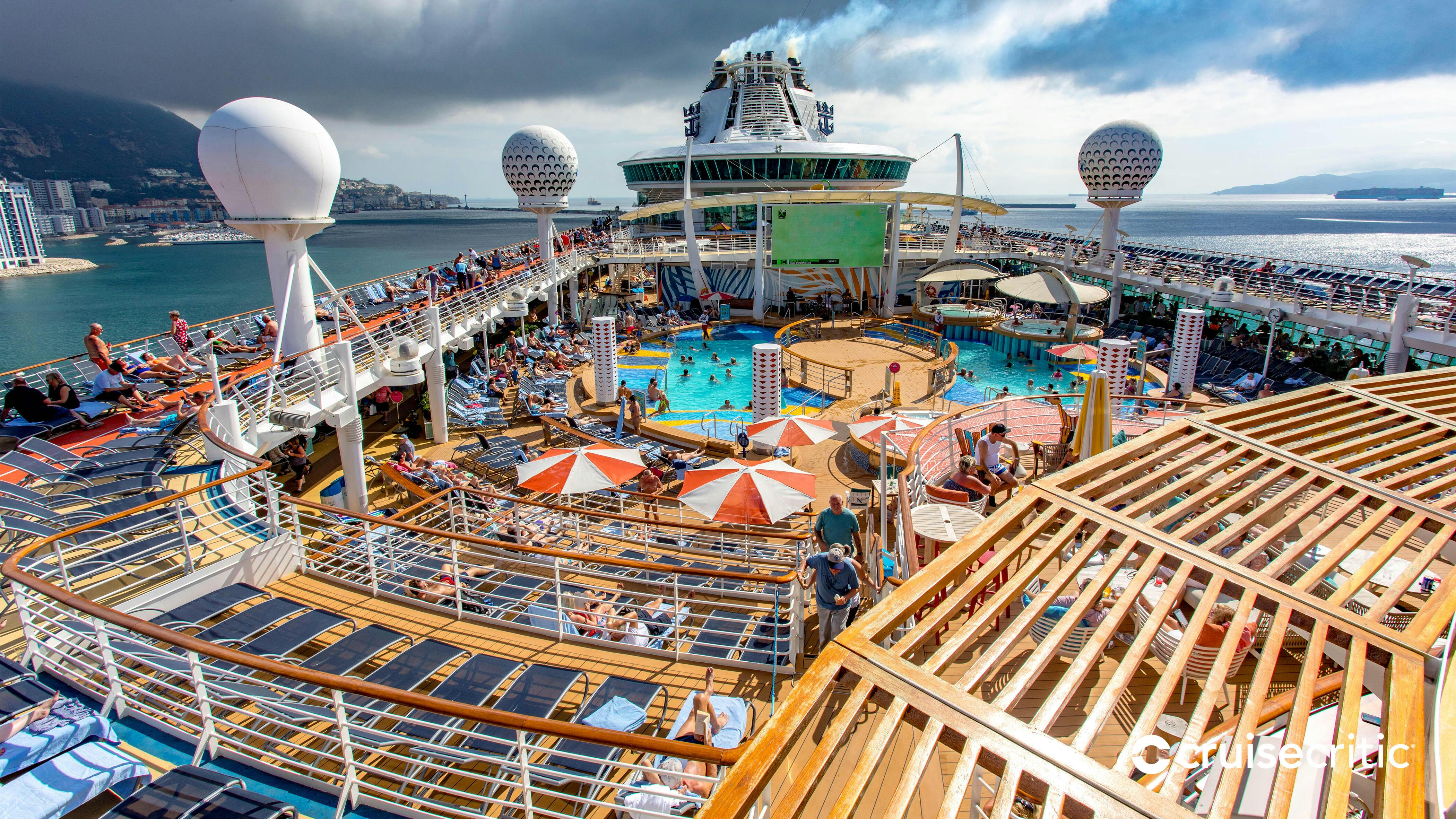 9 Best Party Cruises: Top Cruise Ships for Partying