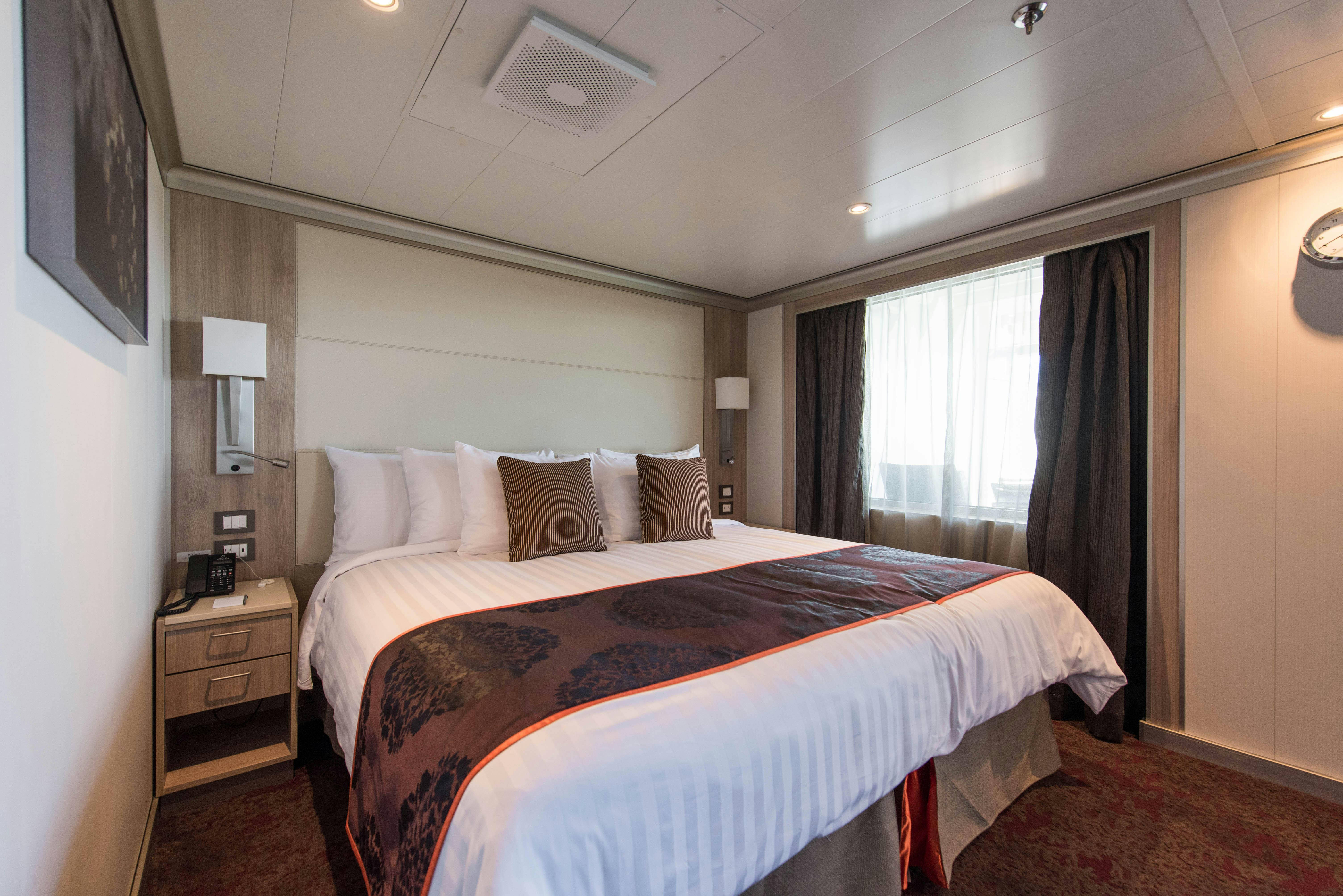 Holland America Nieuw Statendam Cabins & Staterooms on Cruise Critic