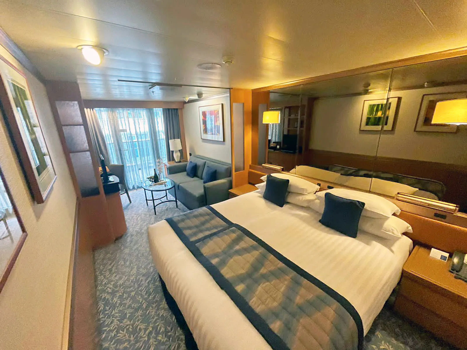 Borealis Cabins & Suites | Editor's Review