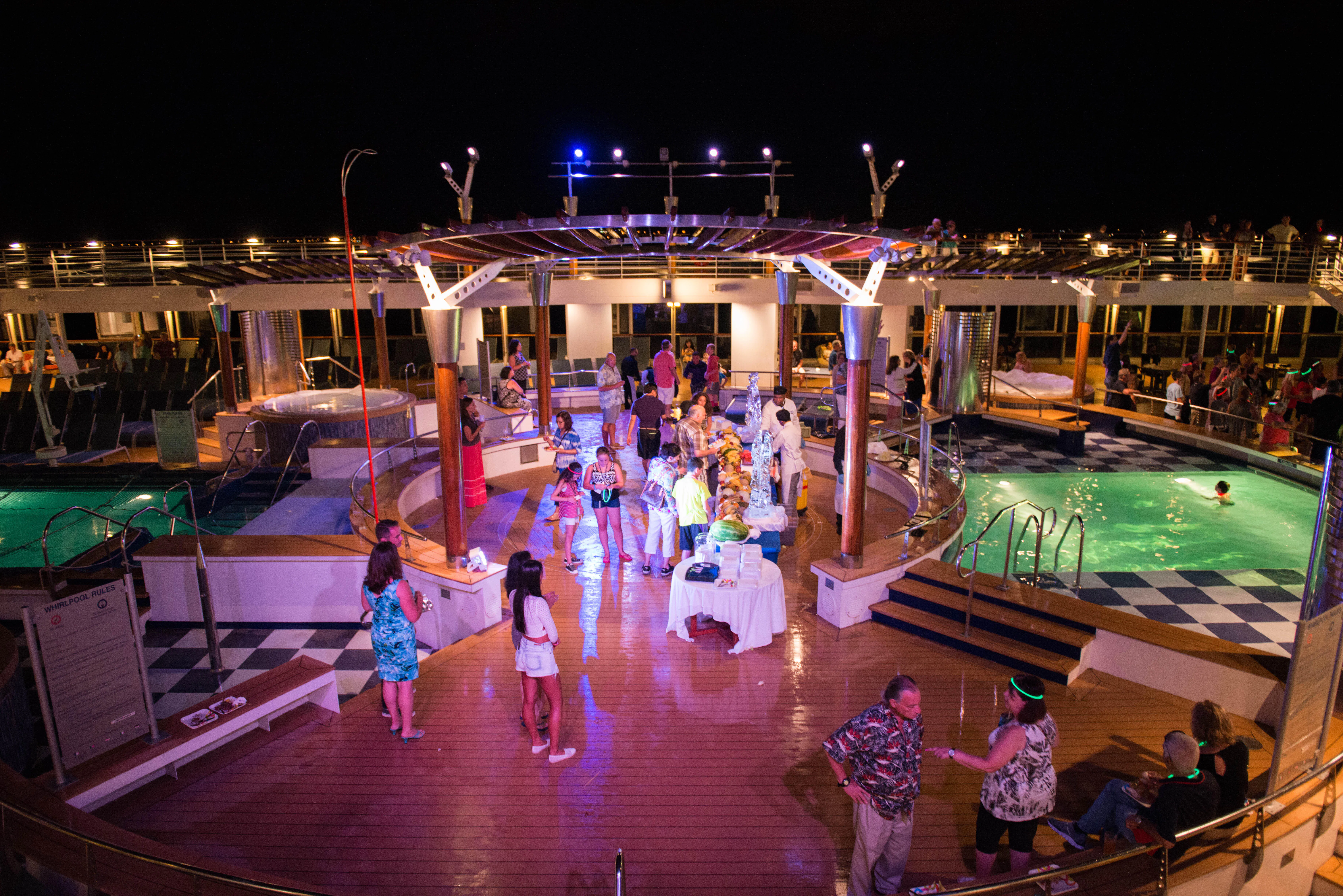 Looking for things to do on Celebrity Summit? See what cruise experts ...