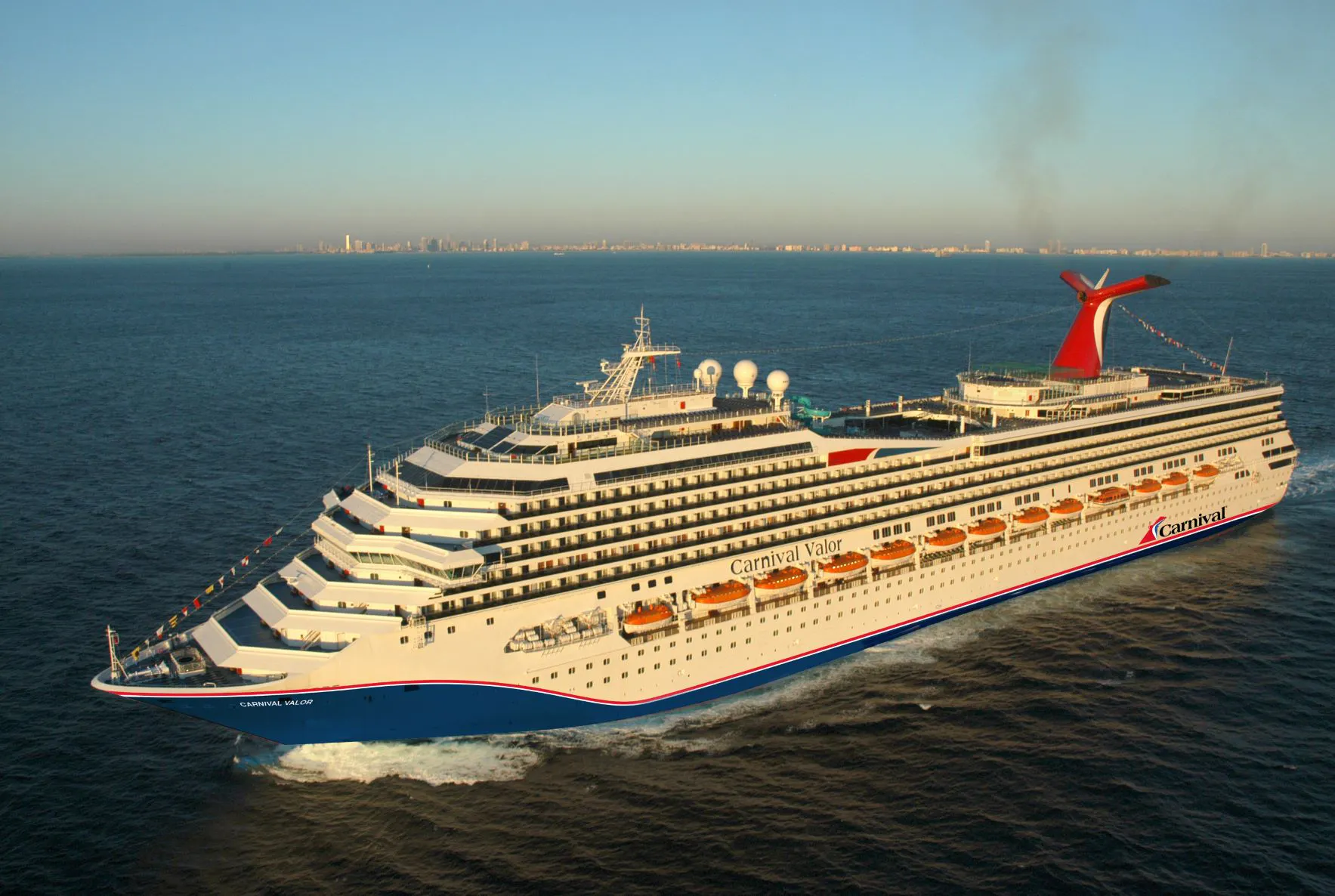 Carnival Valor Brings Year-Round Cruises to Mobile Starting 2027