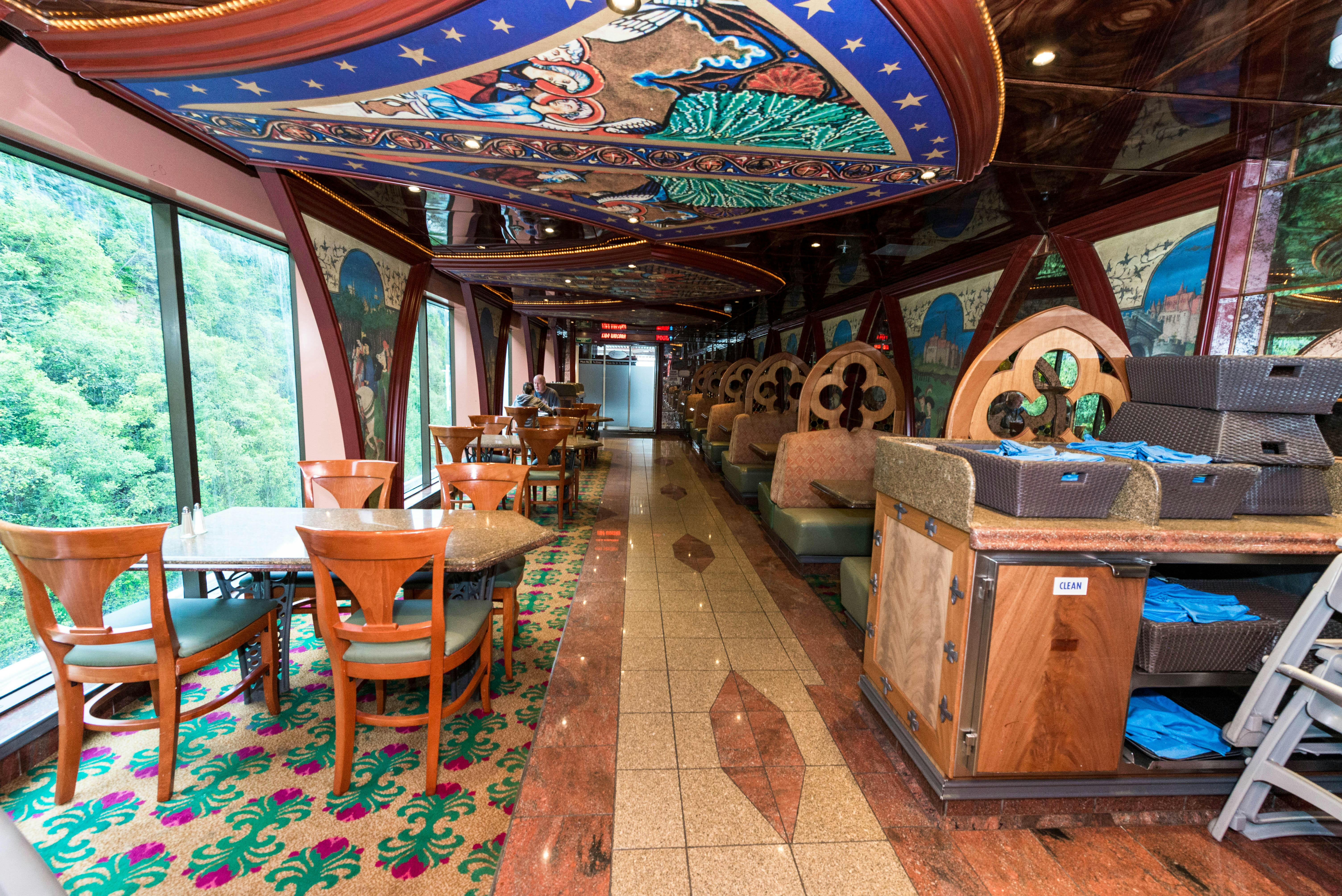 Carnival Legend Dining: Restaurants & Food on Cruise Critic