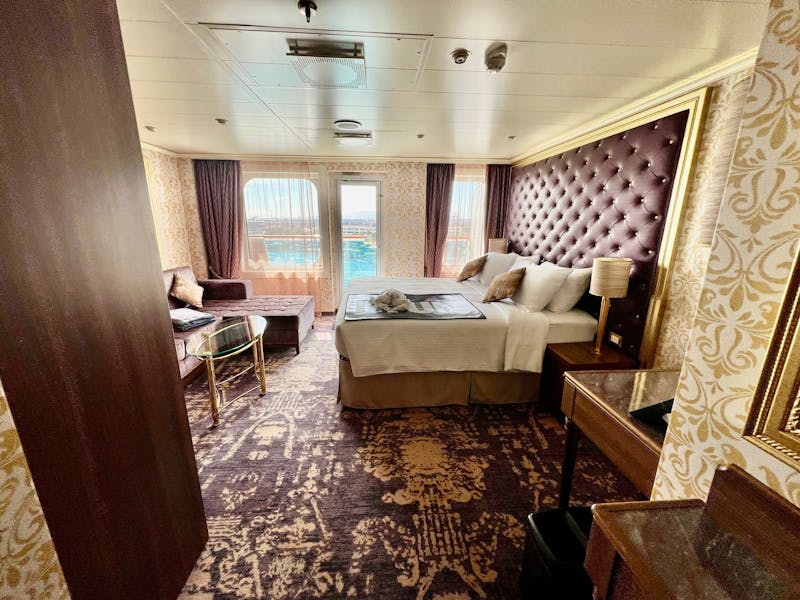Bidding for Cruise Cabin Upgrades: Tips and Tricks
