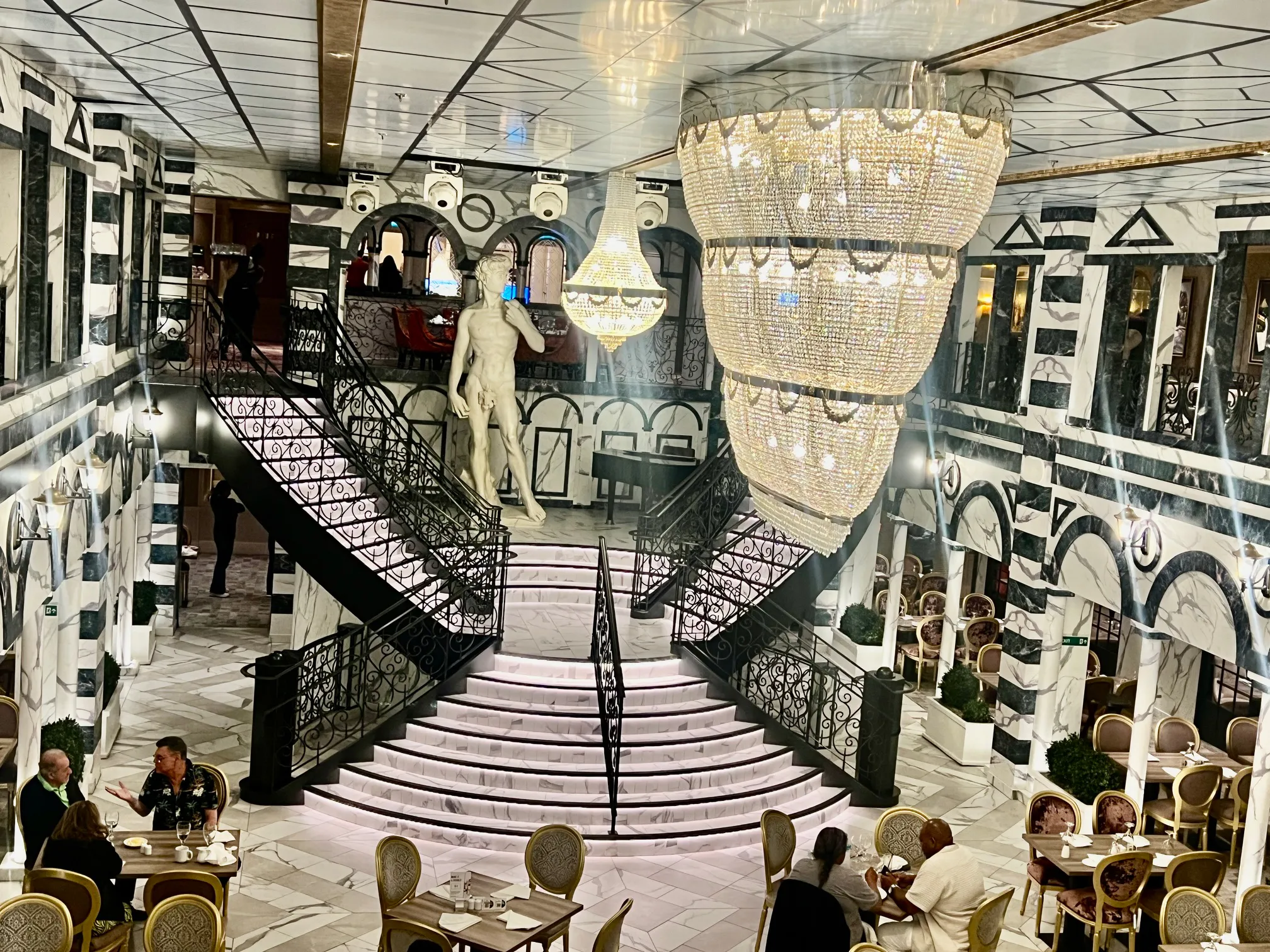 Carnival Firenze Dining: Restaurants & Food on Cruise Critic