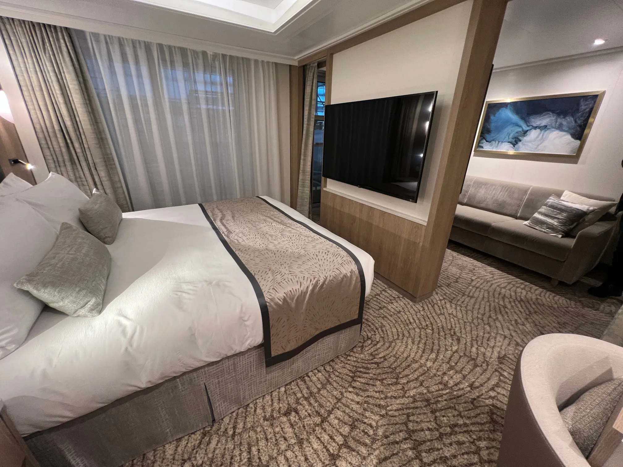 Feel the Love on the New Sun Princess
