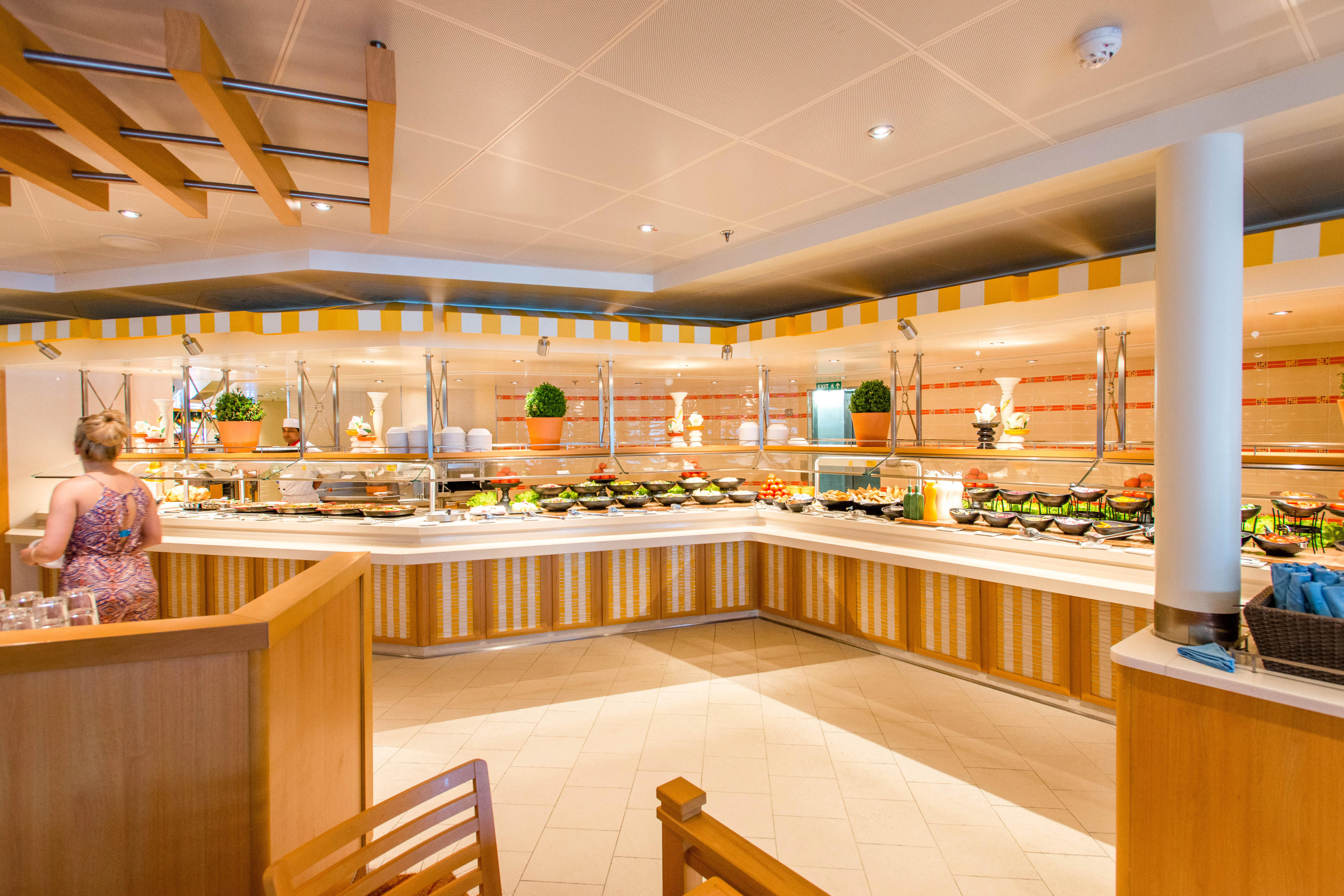 5 Best Cruise Ship Buffets