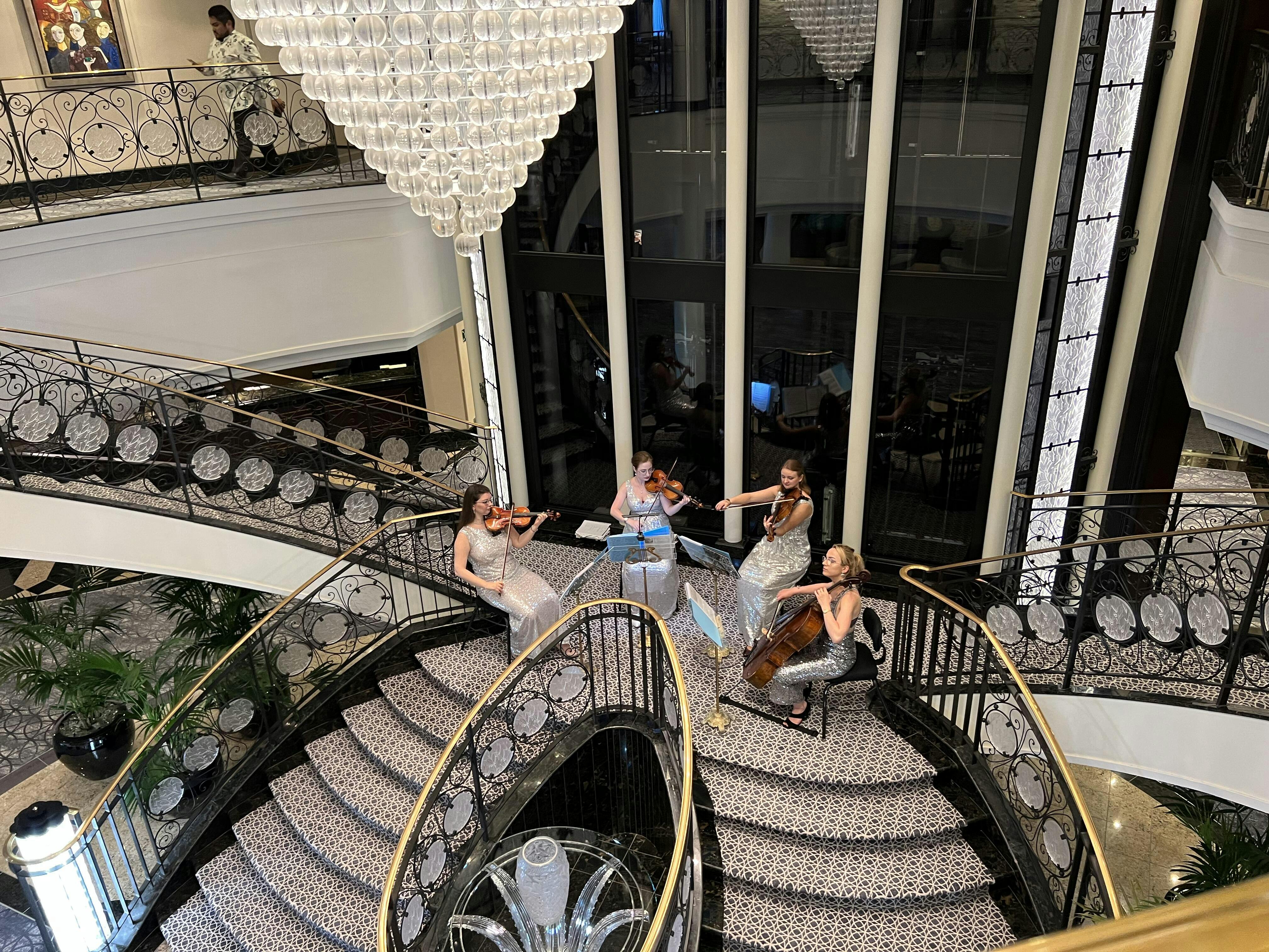 A Look at the Refurbished Oceania Riviera