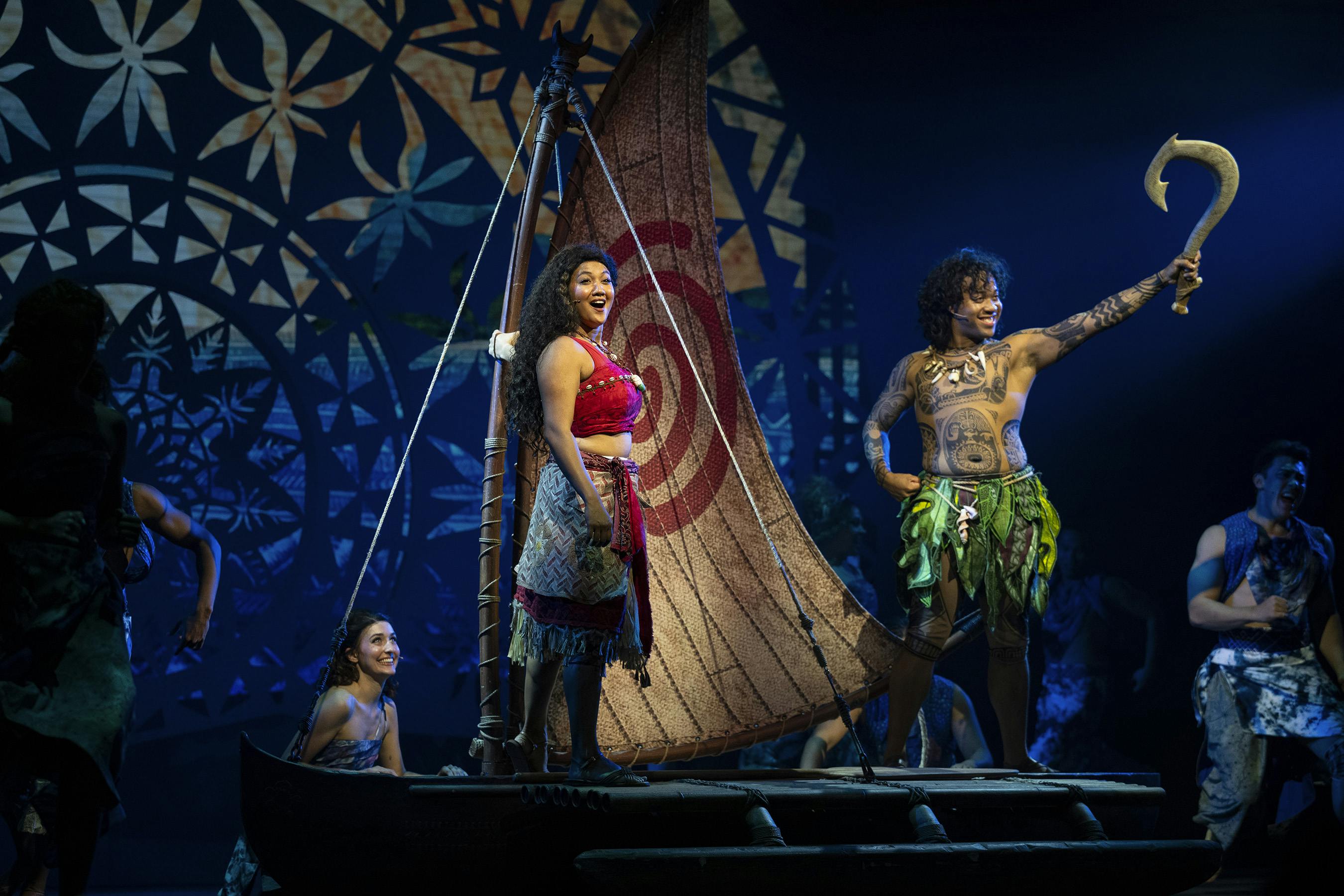 Disney Treasure Activities, Entertainment & Amenities for Kids & Adults ...