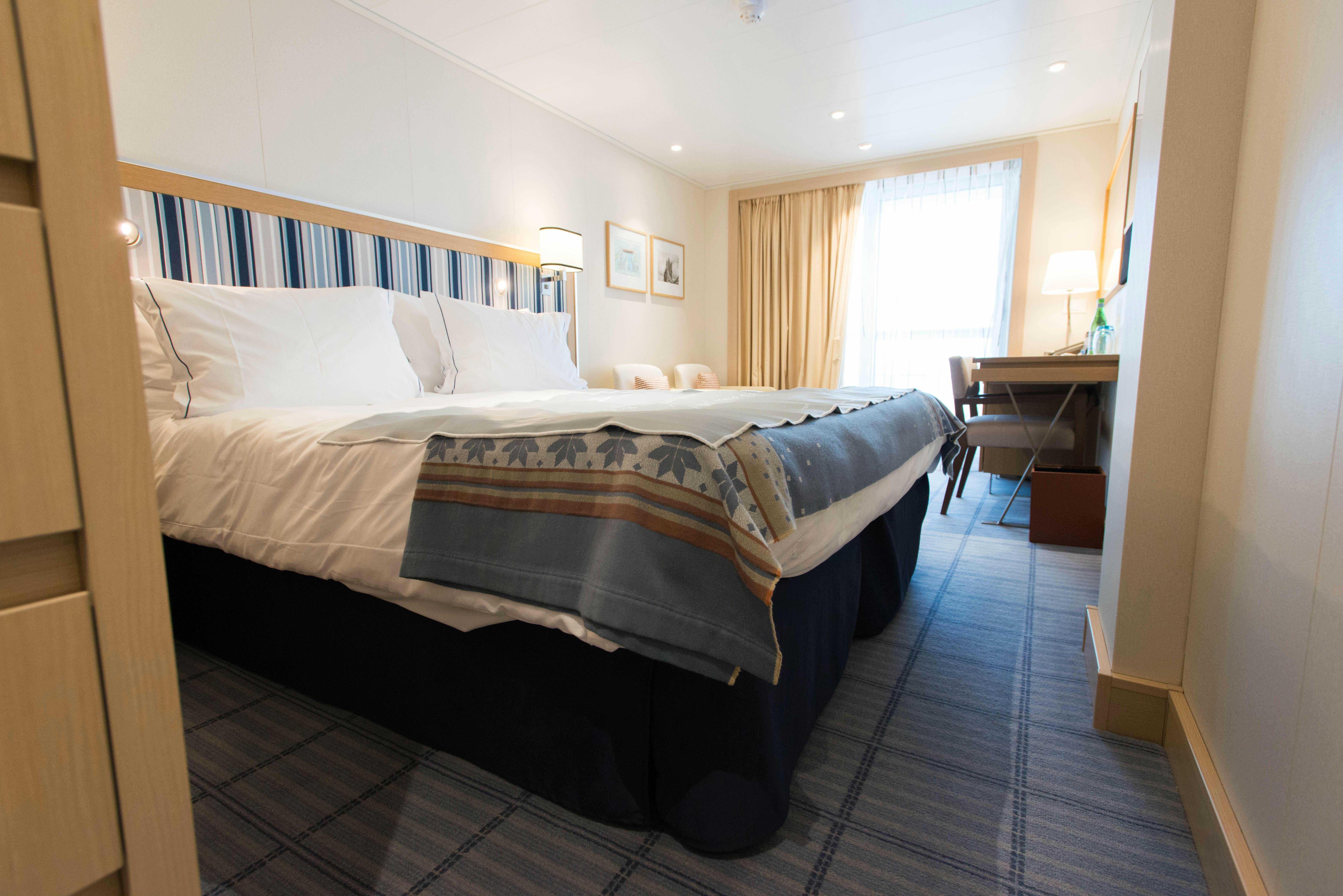 Expert Review of Viking Vesta