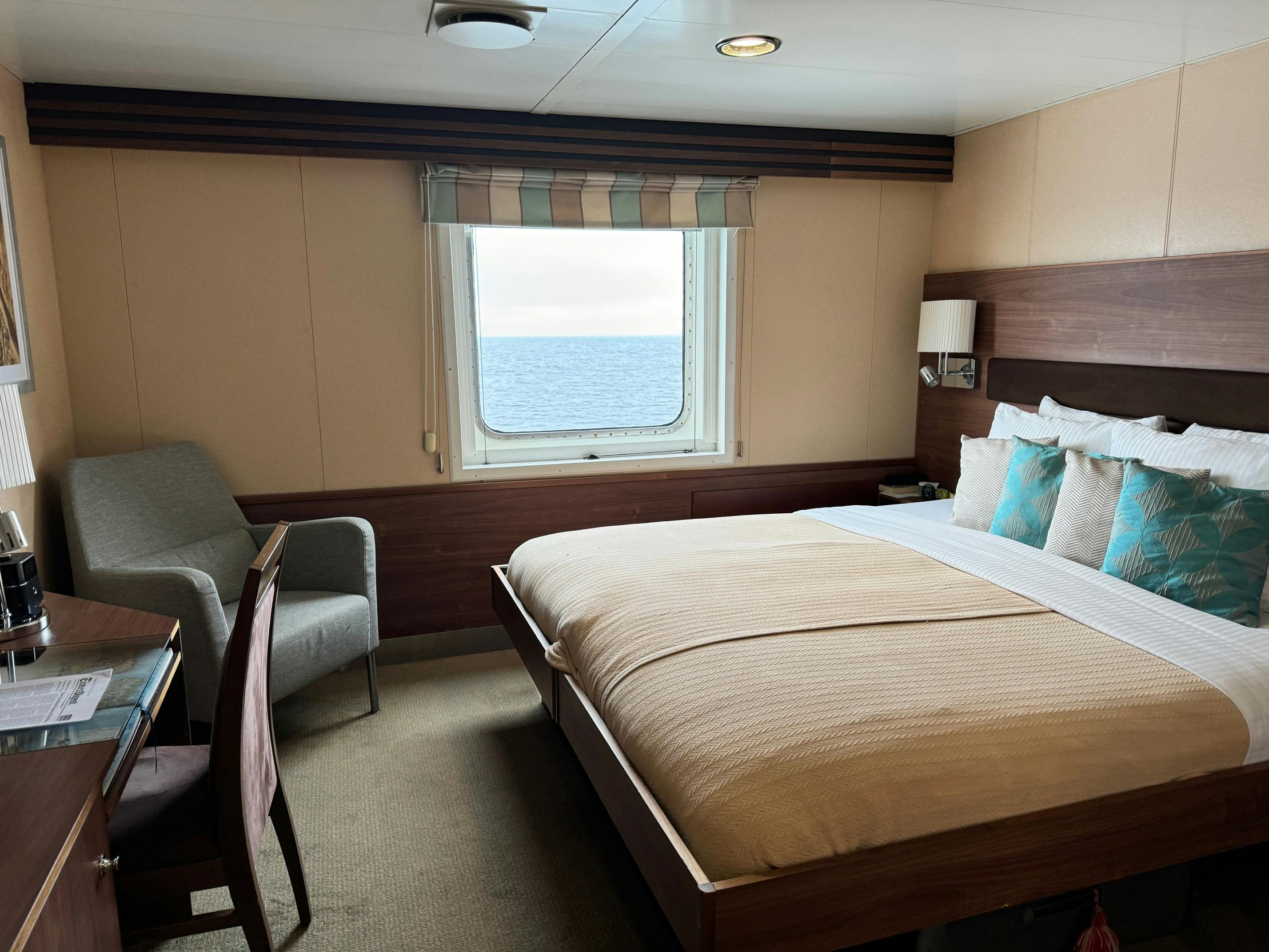 Lindblad Expeditions National Geographic Explorer Cruise: Expert Review ...