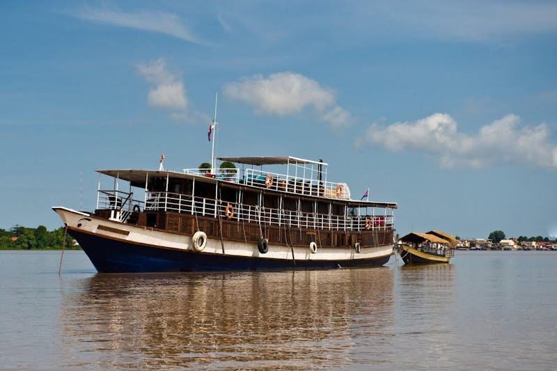 CroisiEurope Toum Tiou Cruise: Expert Review (2023)