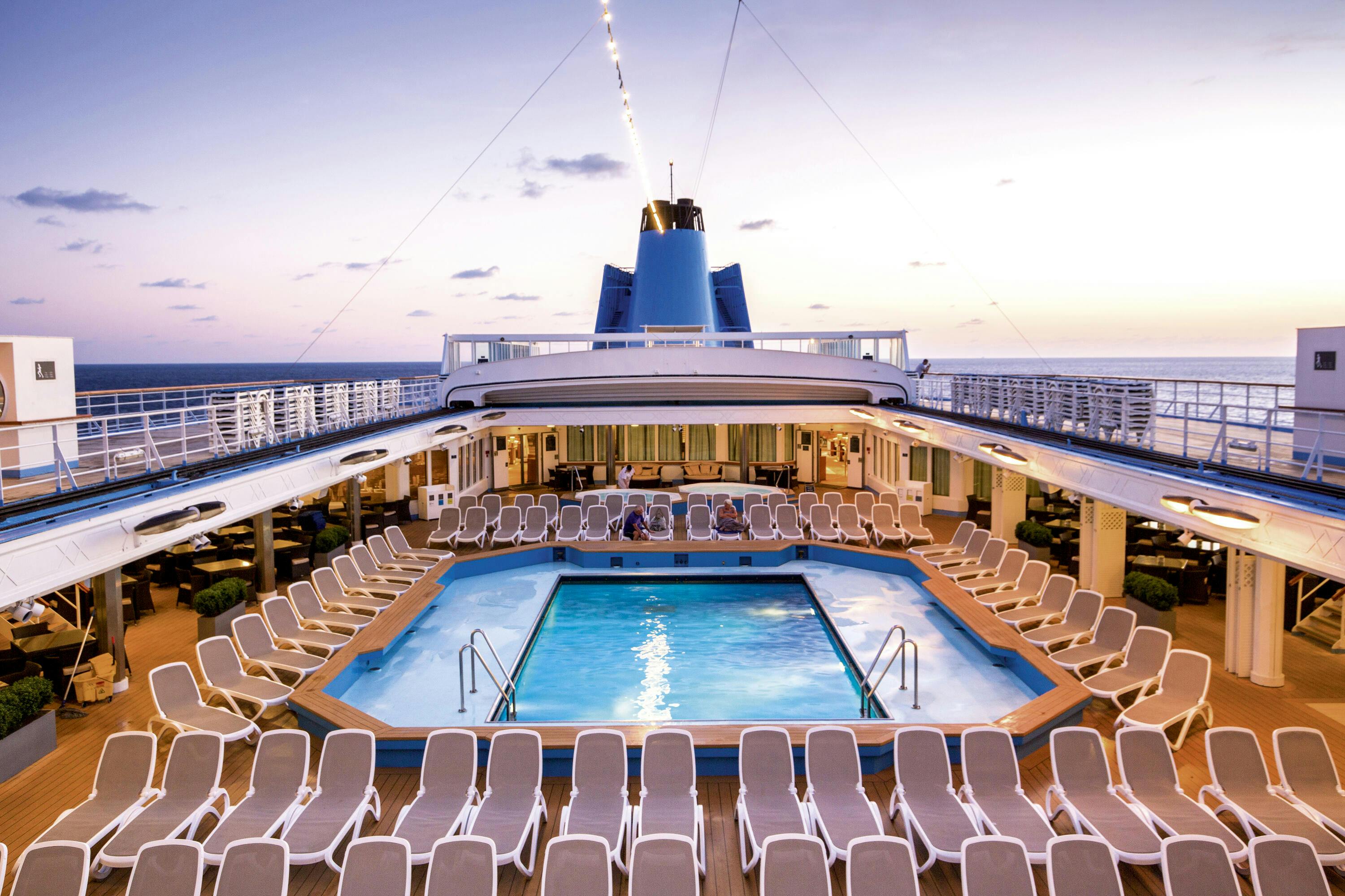 7 Best Cruise Ships in the Canary Islands