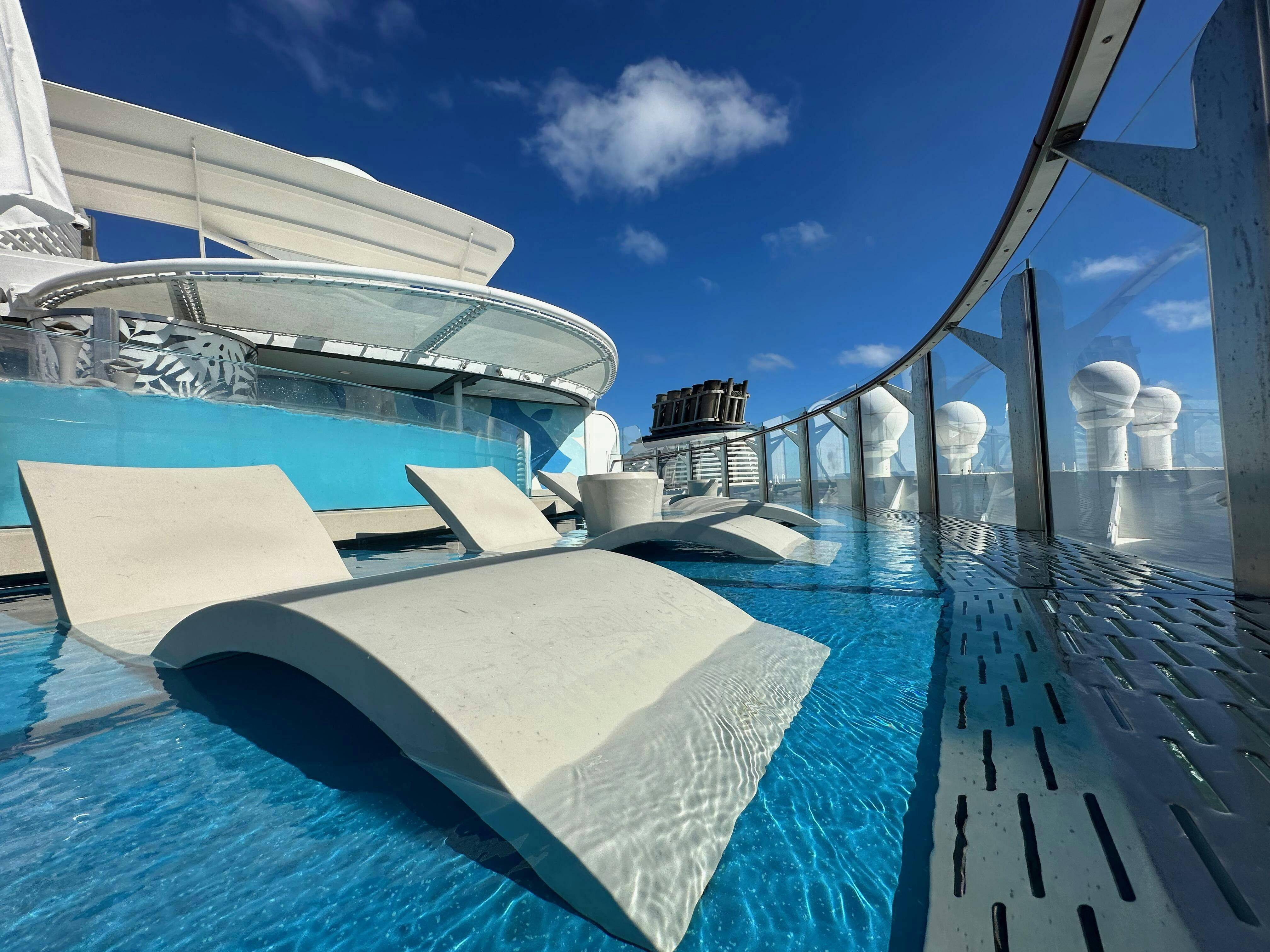 22 Do's and Don'ts for Your First Day Onboard a Cruise Ship