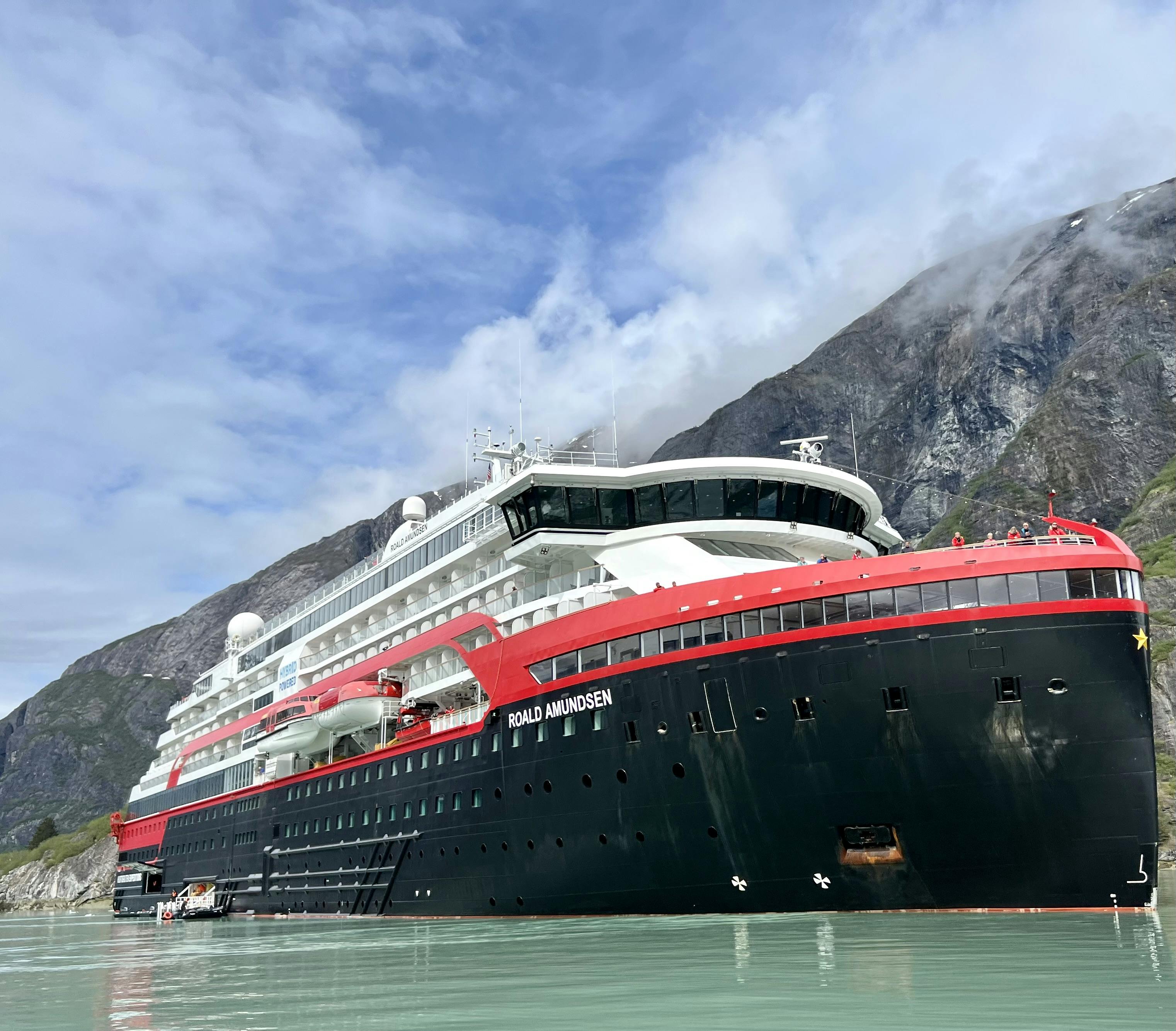 HX Expeditions News - Cruises from NY to Greenland Announced