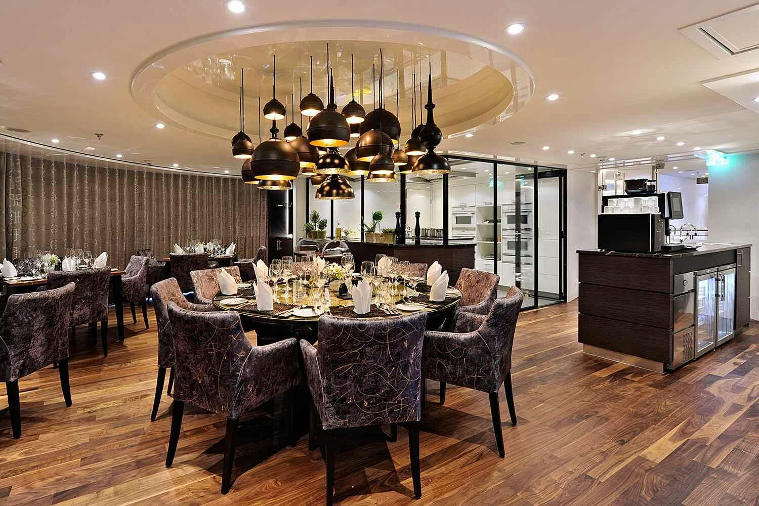 AmaWaterways AmaMora Cruise Ship: Review, Photos & Departure Ports ...