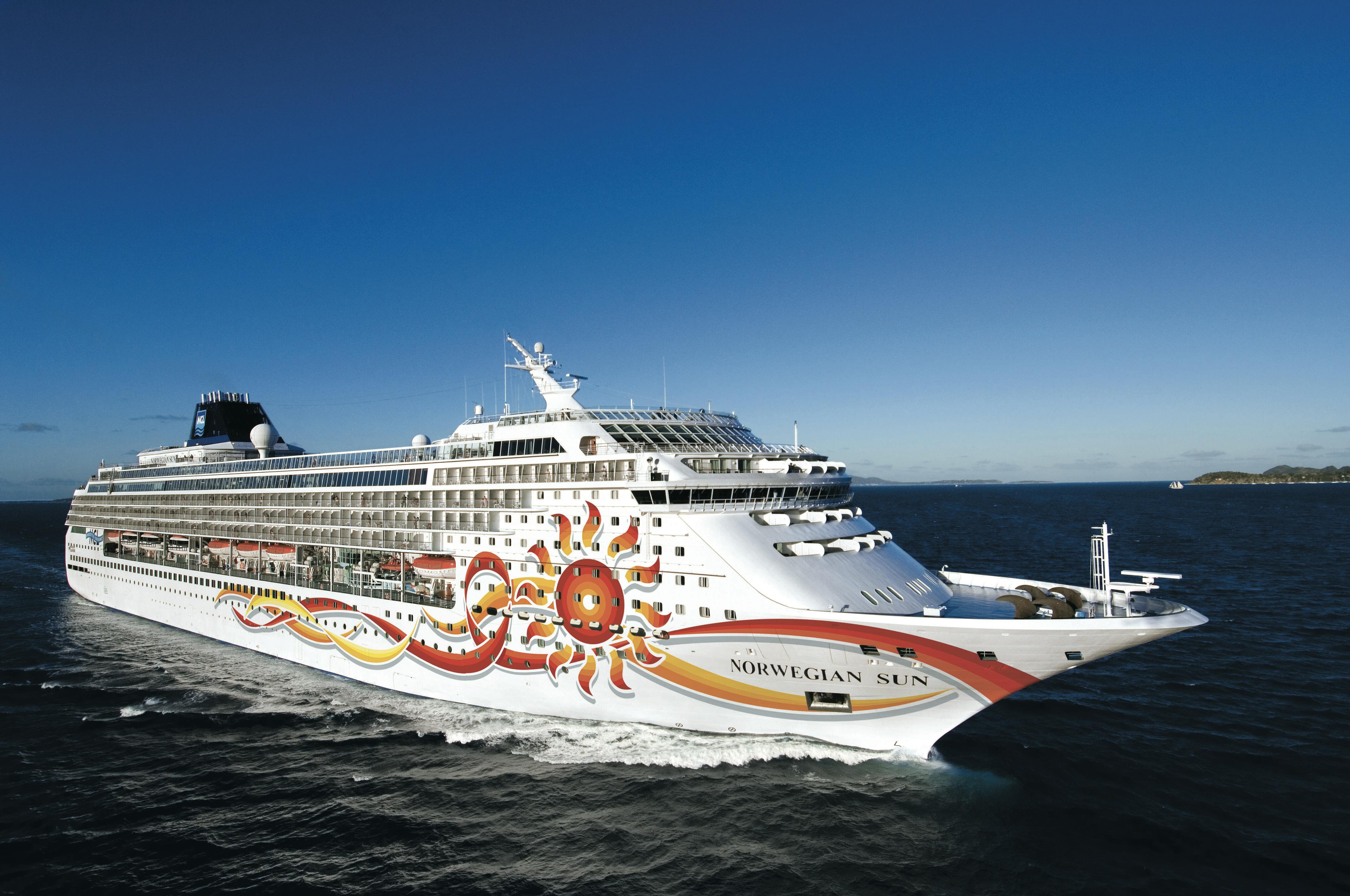 Norwegian Sun Cruise Ship Review | First-hand Expert