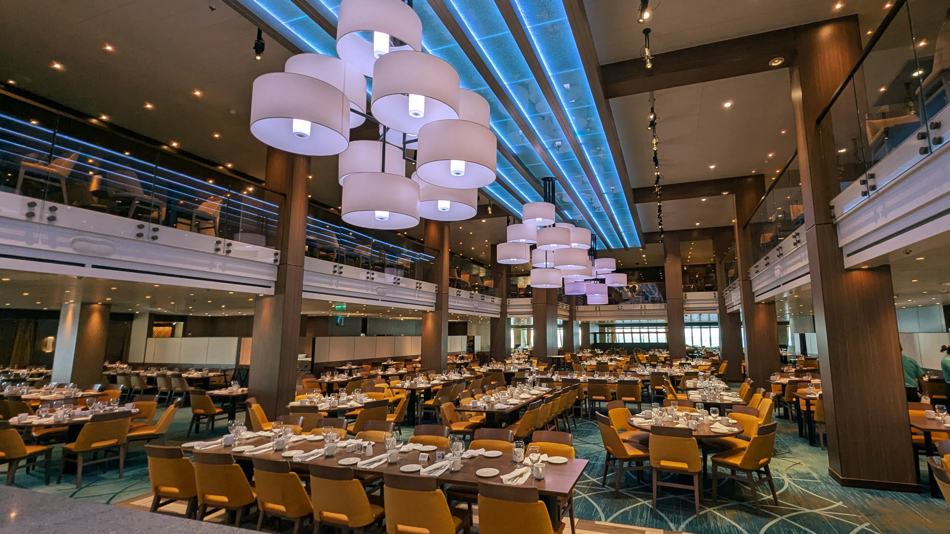 Carnival Vista Cruise Ship Review - Photos & Departure Ports | Cruise ...