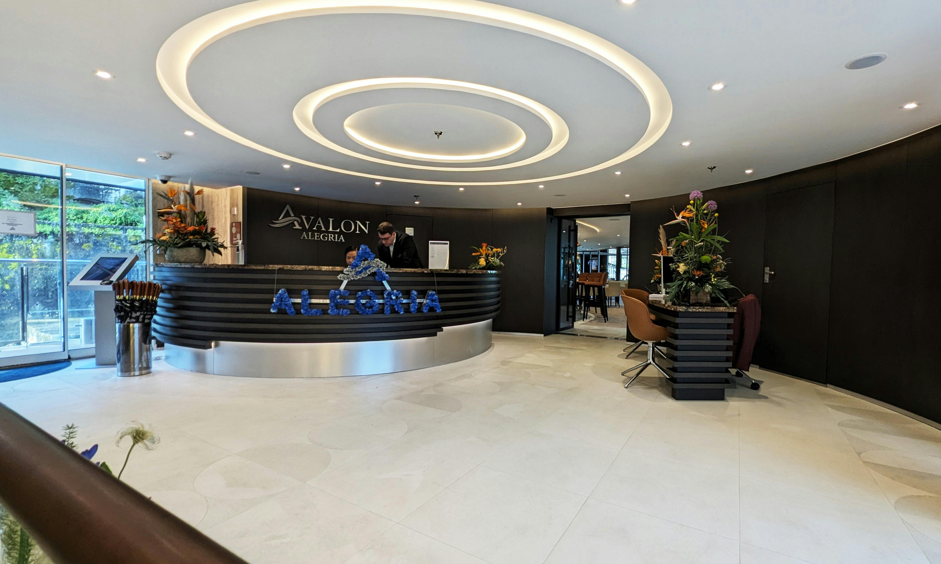 What Is a Purser on a Cruise Ship?