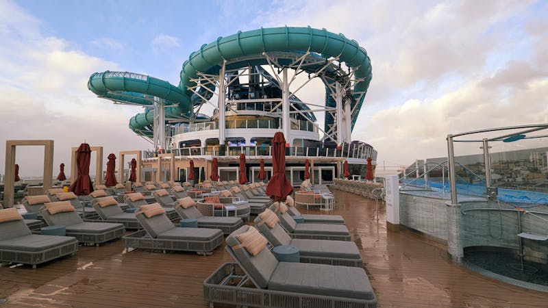 Princess Cruises vs. Norwegian Cruise Line: A Breakdown