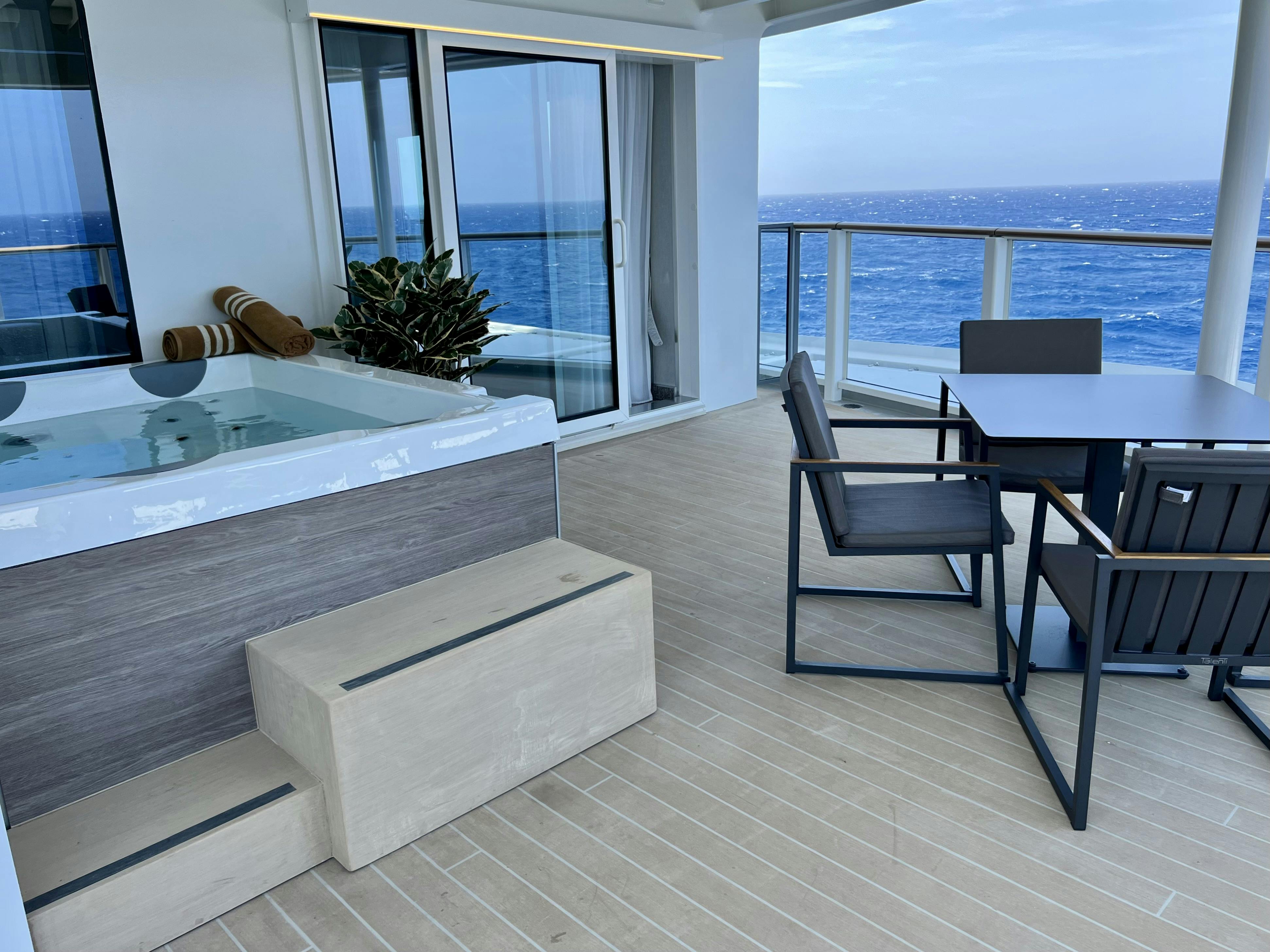 Silver Ray Cabins & Staterooms on Cruise Critic