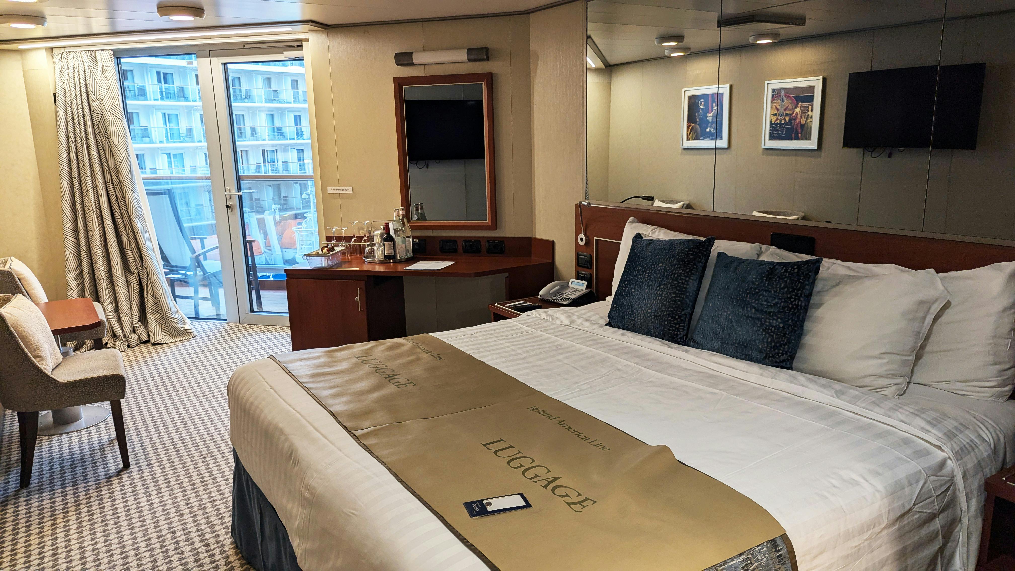 Holland America Nieuw Amsterdam Cabins & Staterooms on Cruise Critic