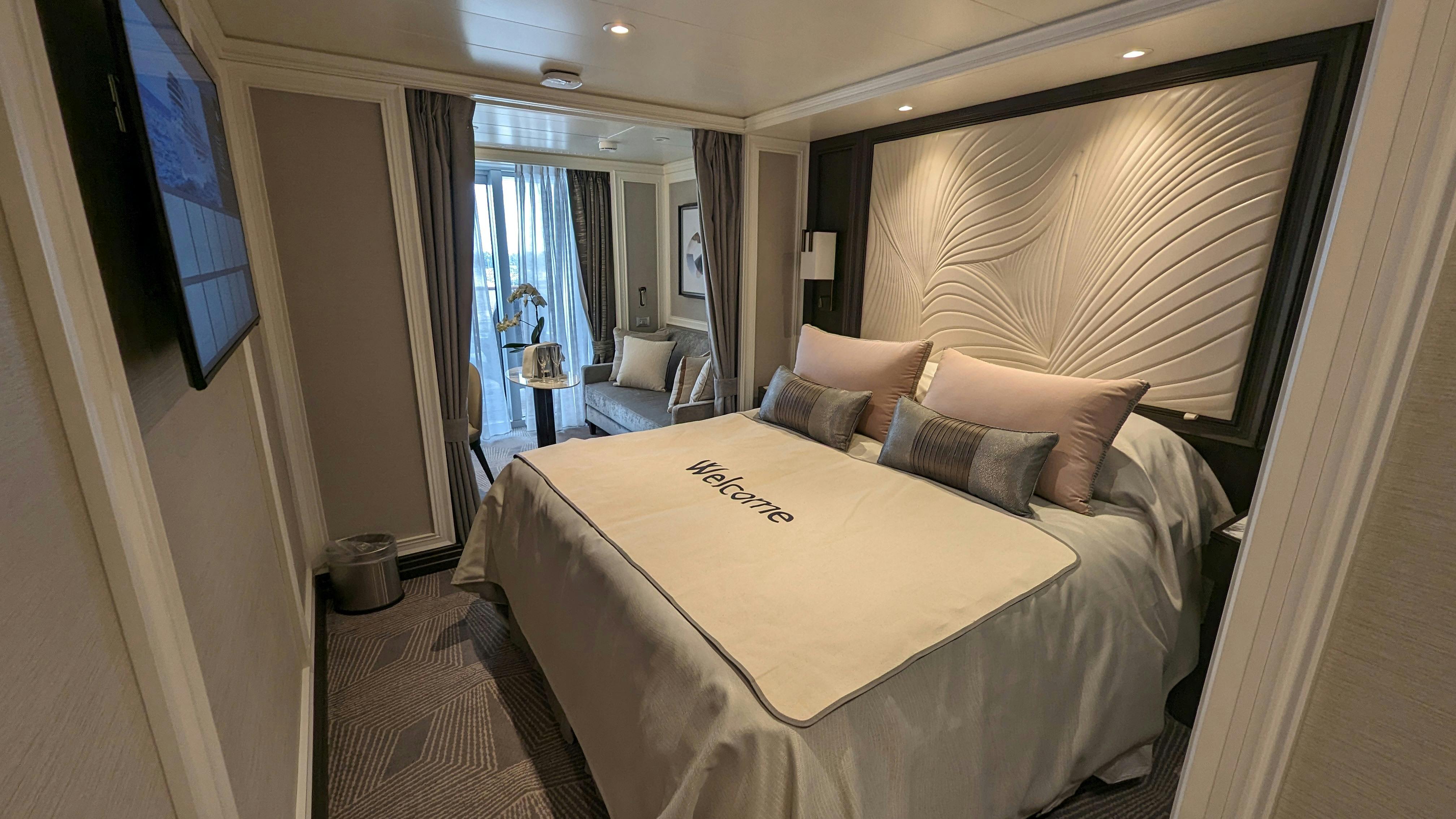 Seven Seas Grandeur Cabins & Staterooms on Cruise Critic