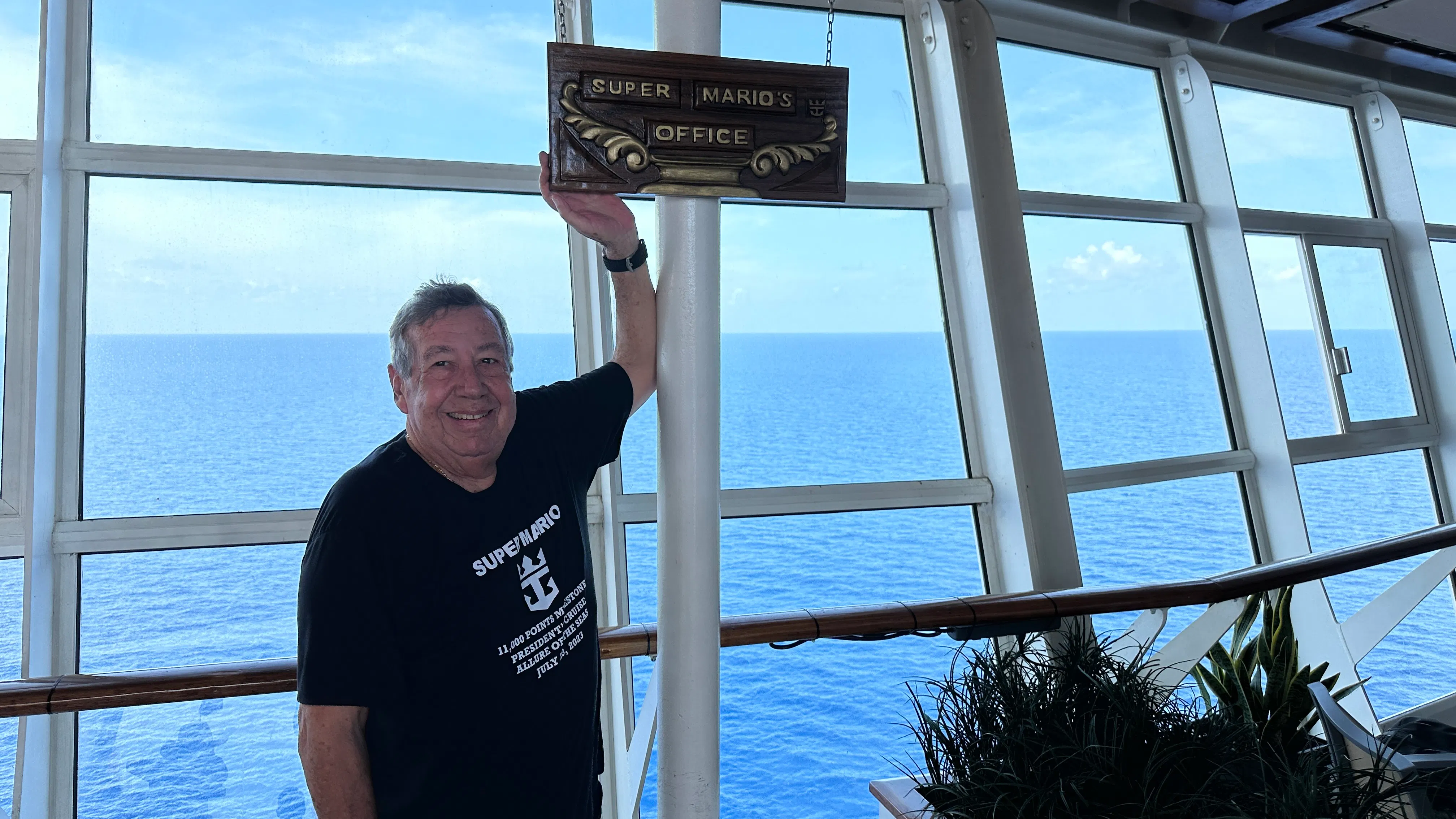 Royal Caribbean's Presidents Cruise Commemorates 25 Years of Crown & Anchor