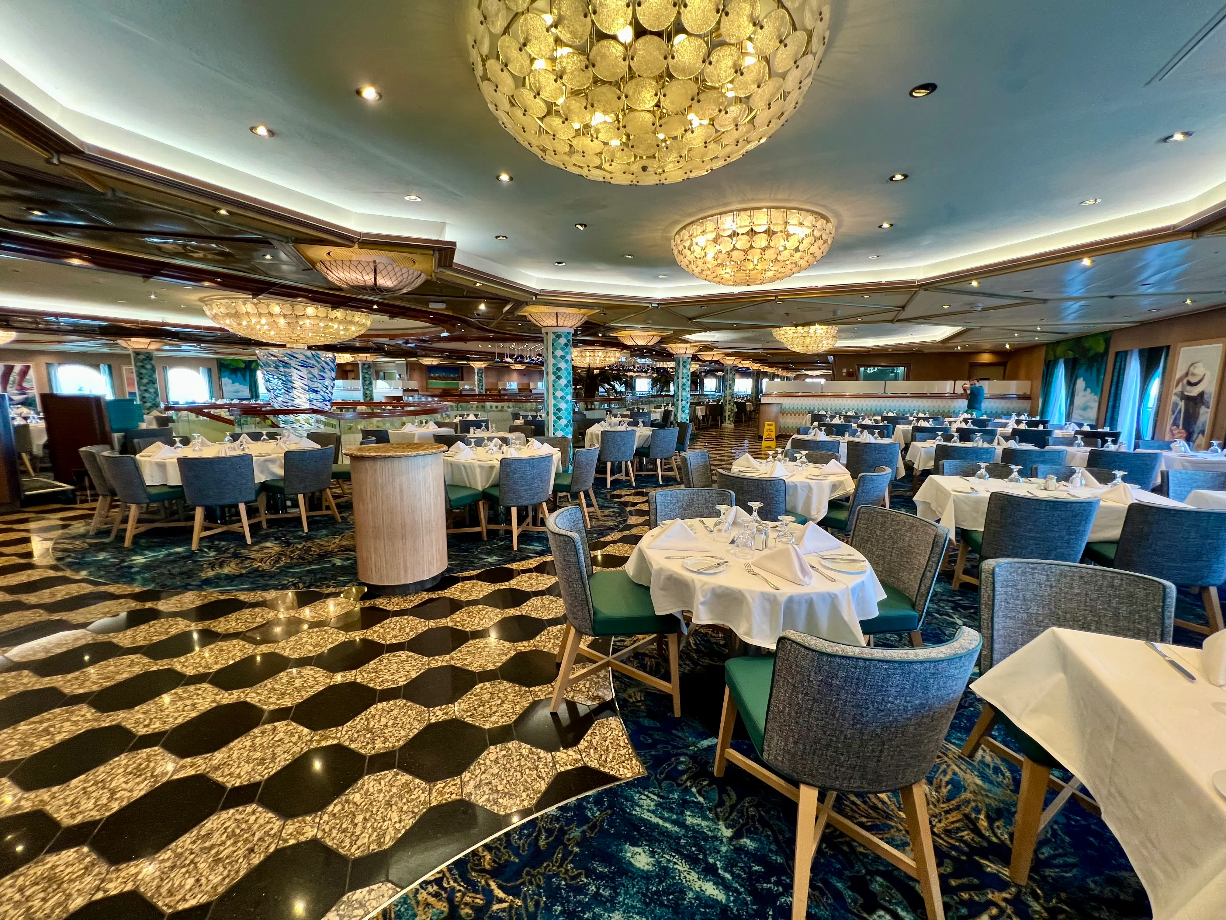 Margaritaville at Sea Islander Dining & Food | Editor's Review