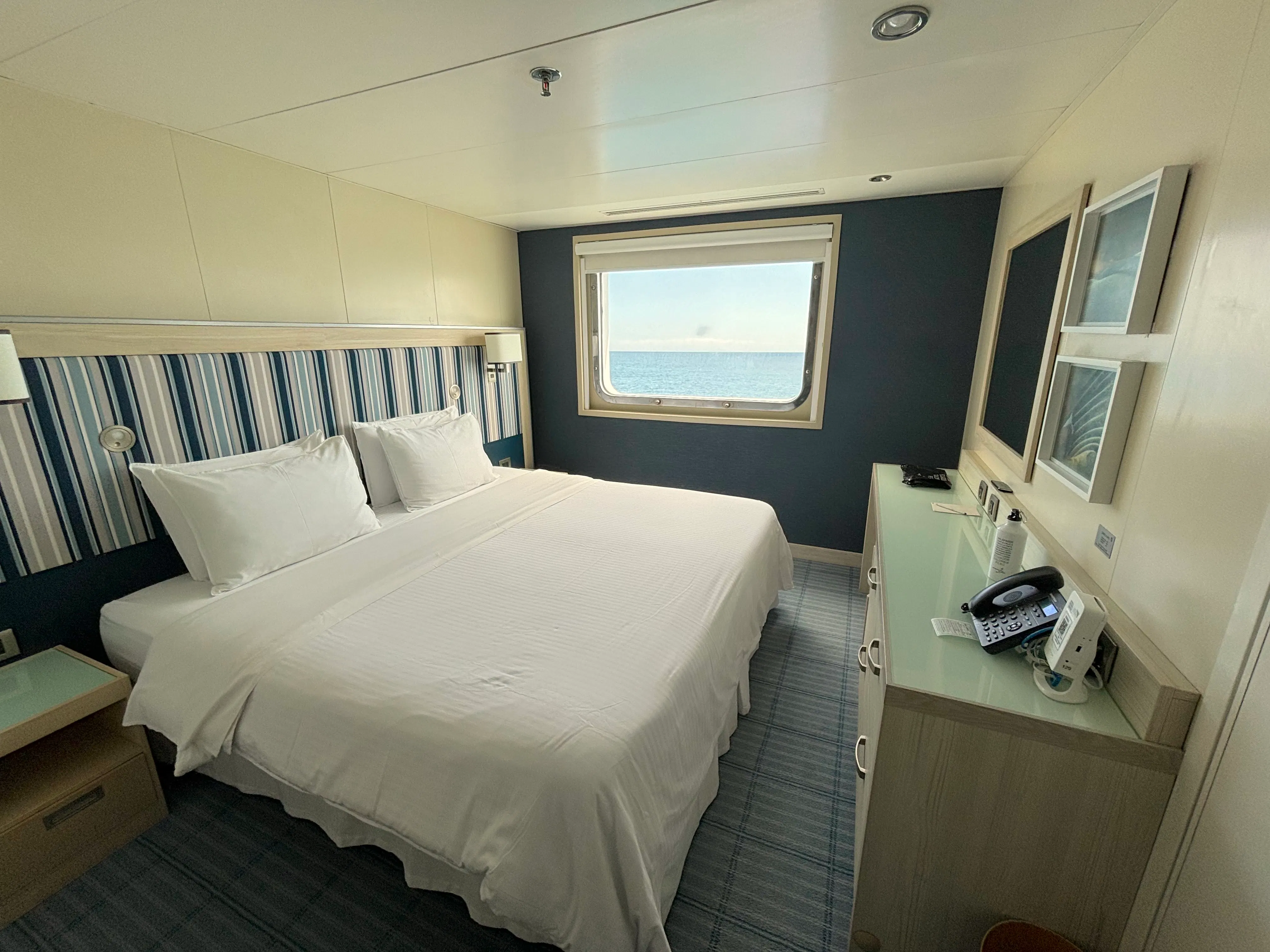 Santa Cruz II Cruise Ship | Editor's Review