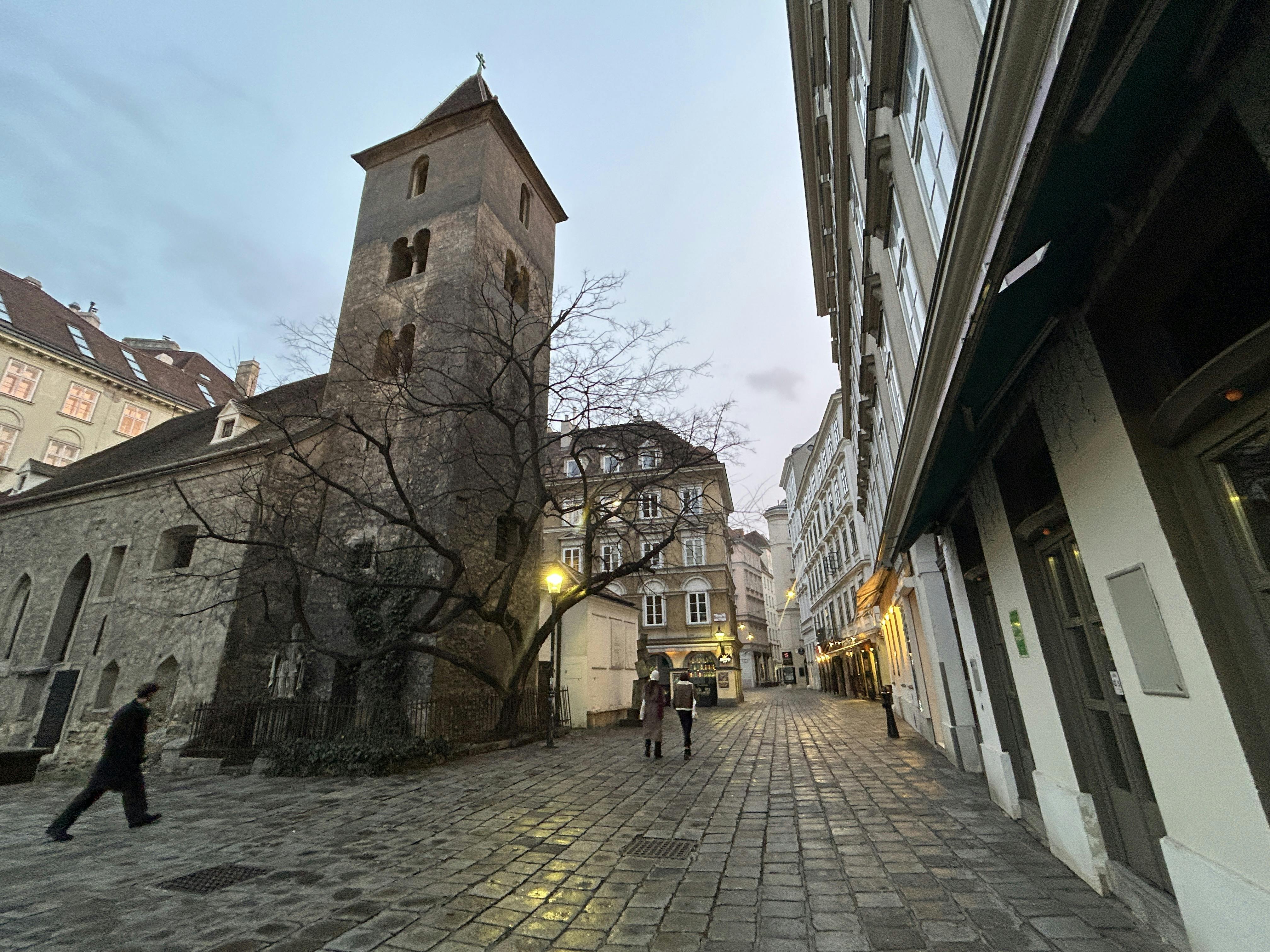 AmaWaterways AmaMagna Cruise: Expert Review (2023)