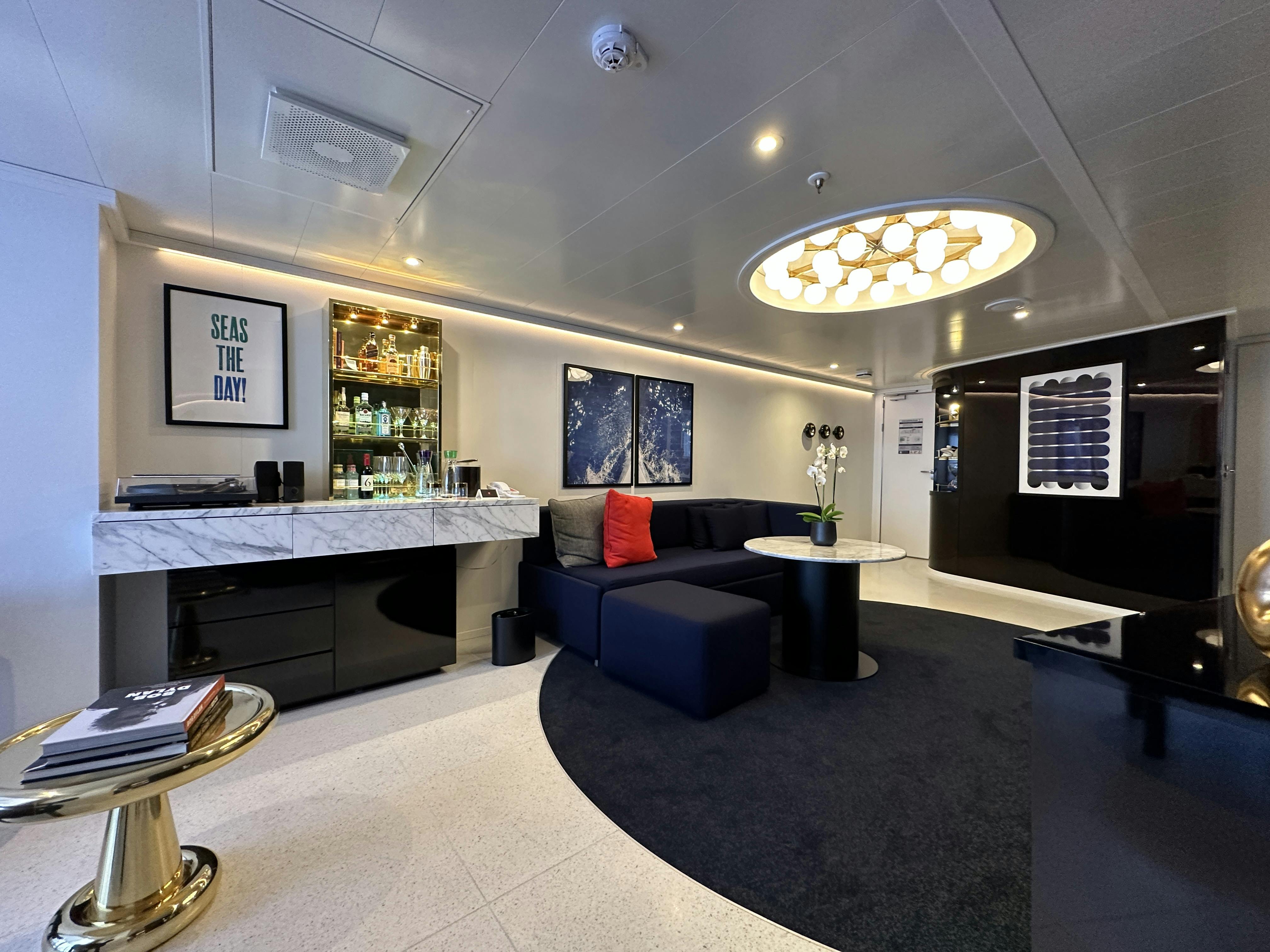 Brilliant Lady Cabins & Staterooms on Cruise Critic