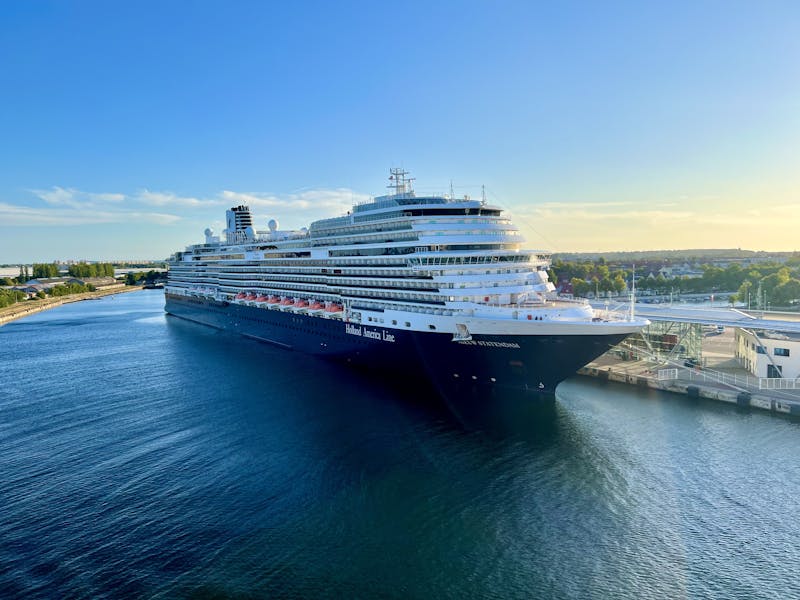 HAL Announces 2027 Solar Eclipse Cruises