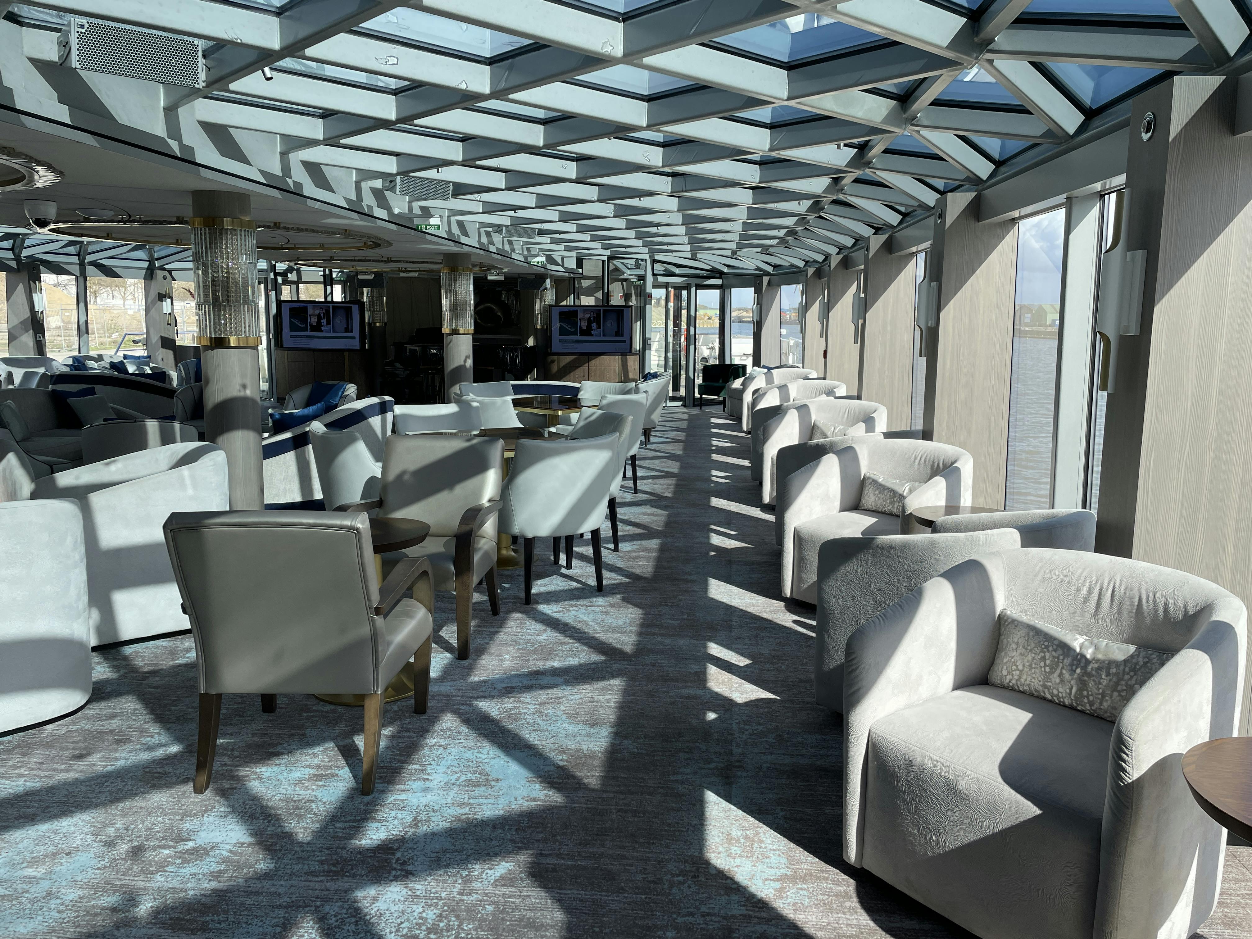 Expert Review of Riverside Debussy River Cruise Ship