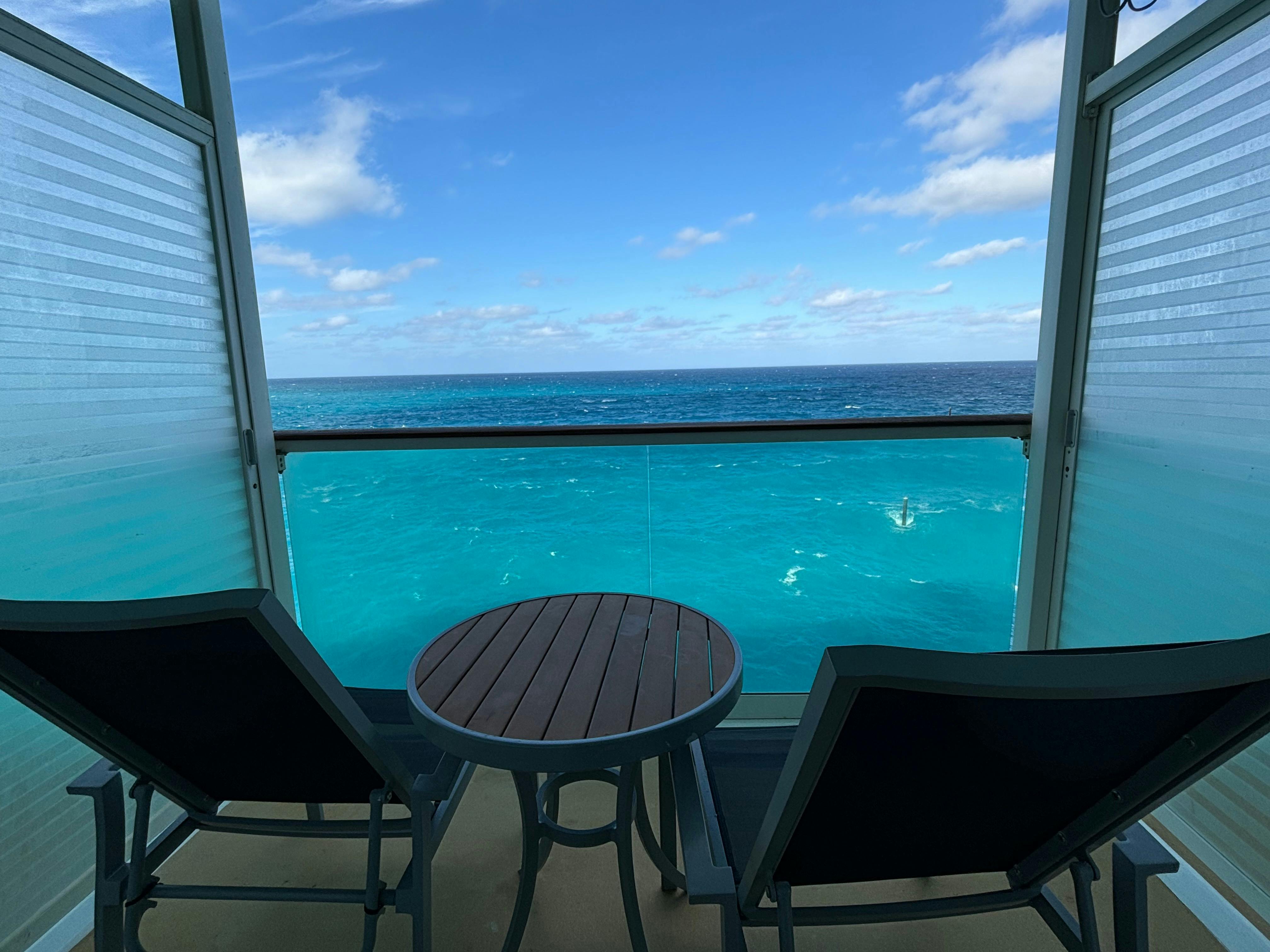 5 Best Royal Caribbean Solo Cruises