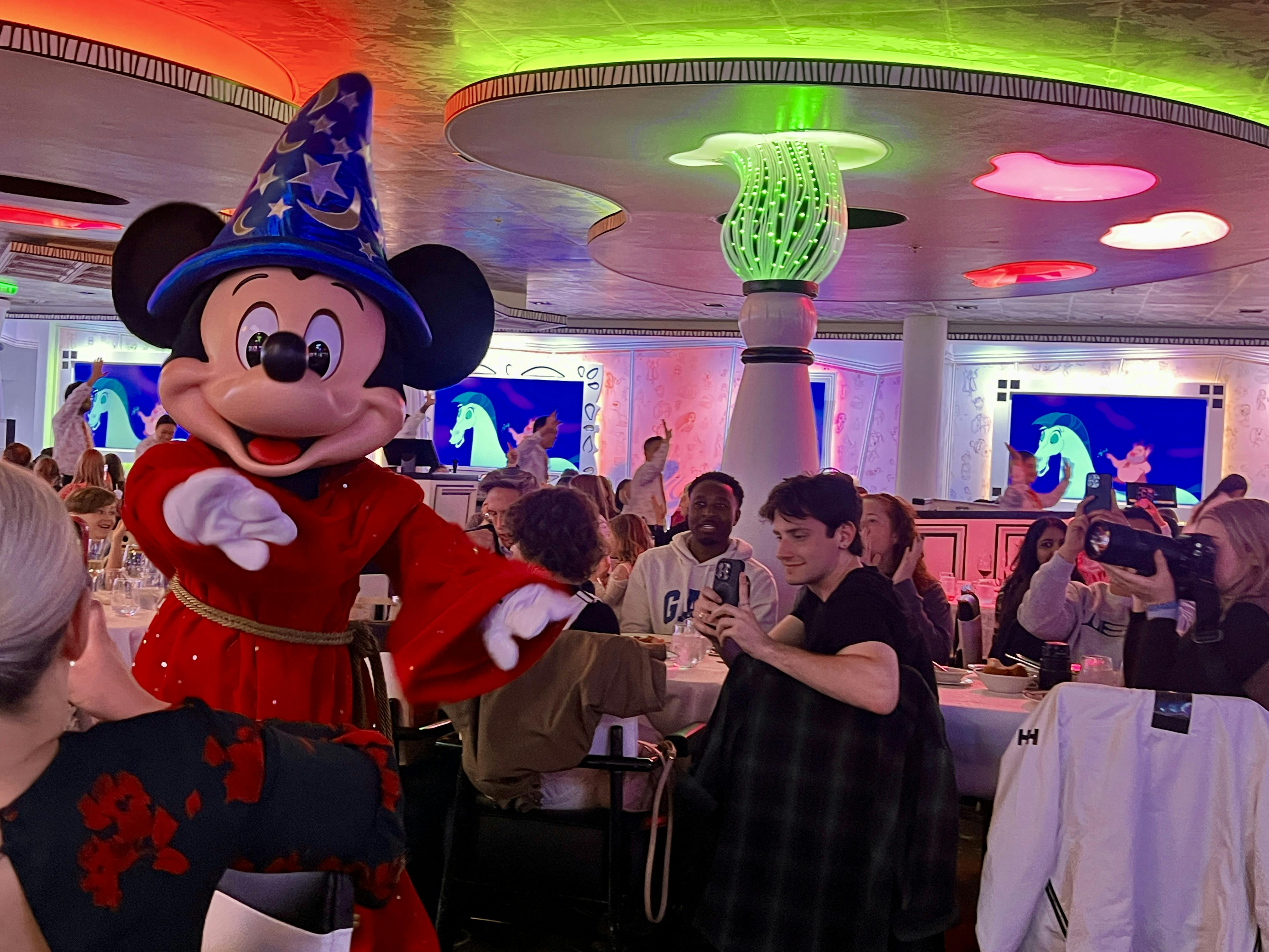 Disney Wonder Dining: Restaurants & Food on Cruise Critic