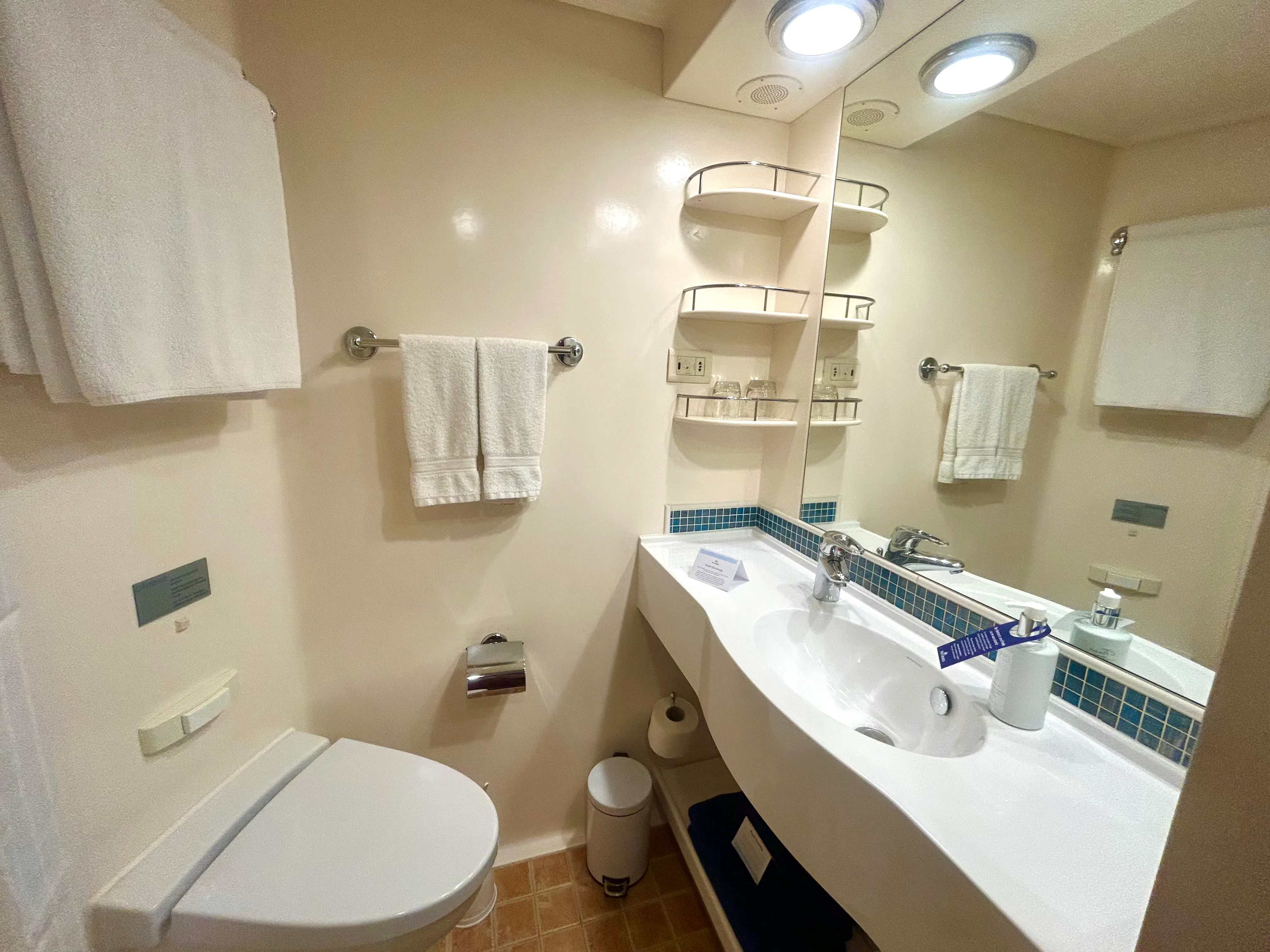 Azura Cabins & Suites | Editor's Review