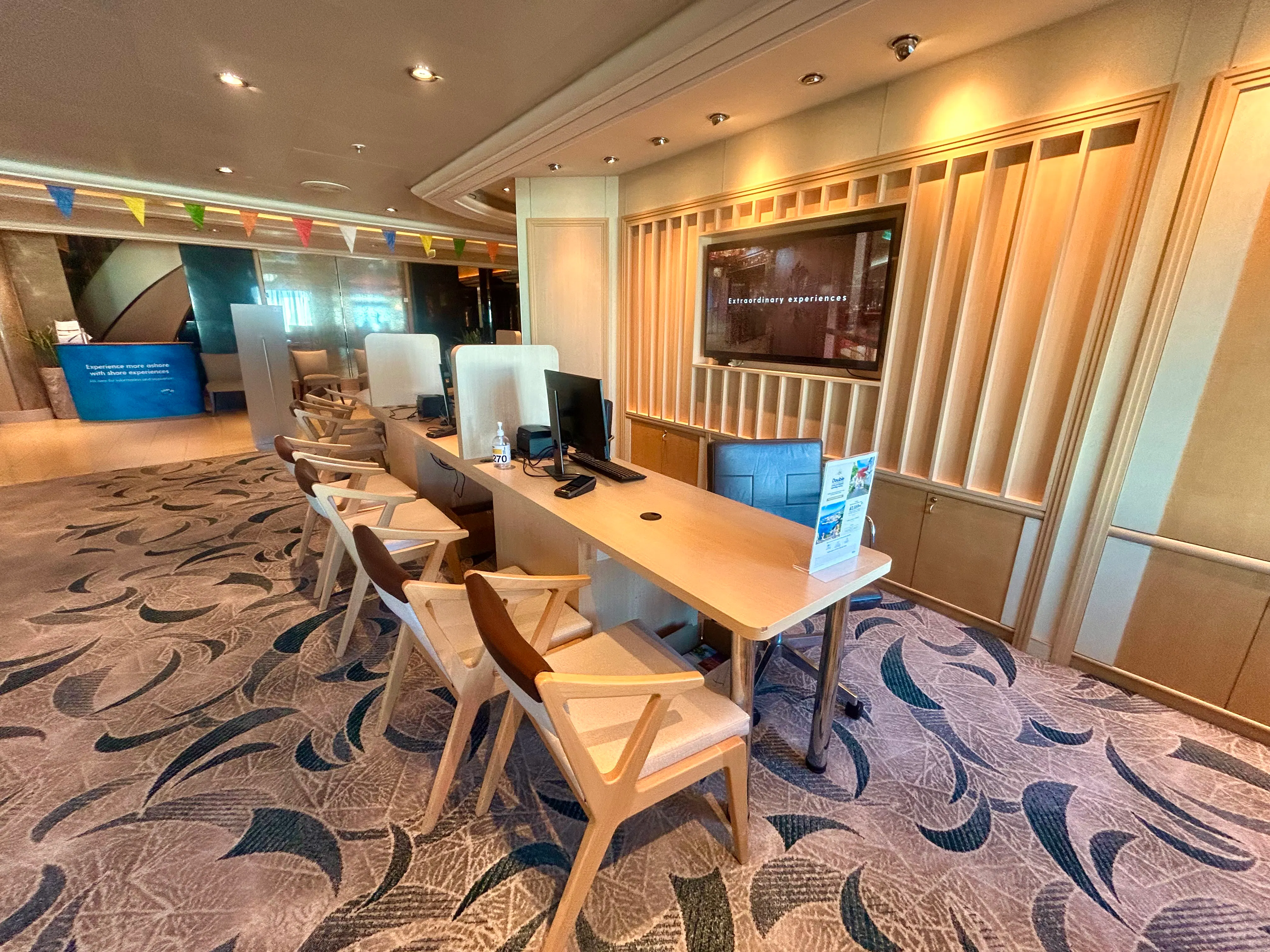 Azura Activities & Entertainment | Editor's Review