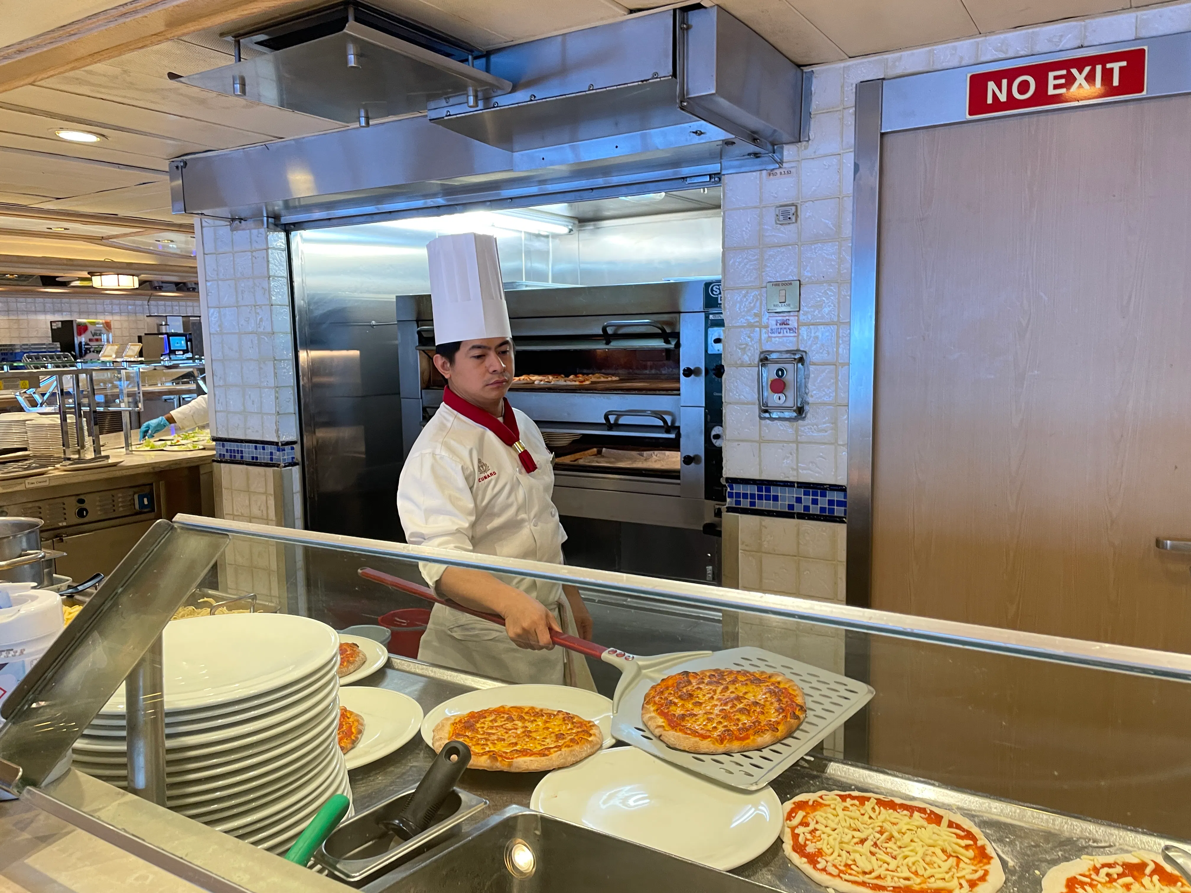 Cunard Queen Victoria Dining & Food | Editor's Review
