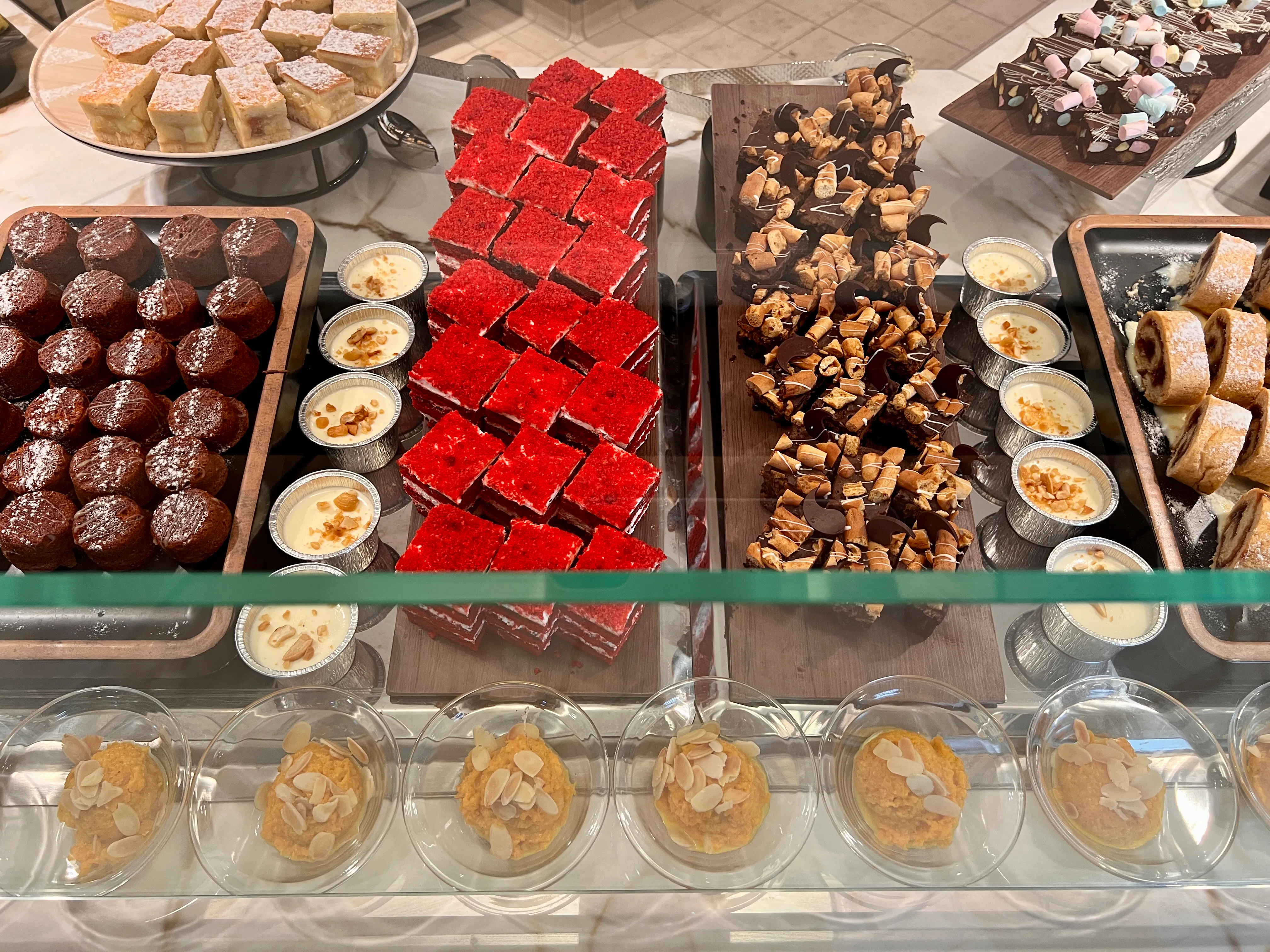 8 Things Not to Eat at the Cruise Ship Buffet