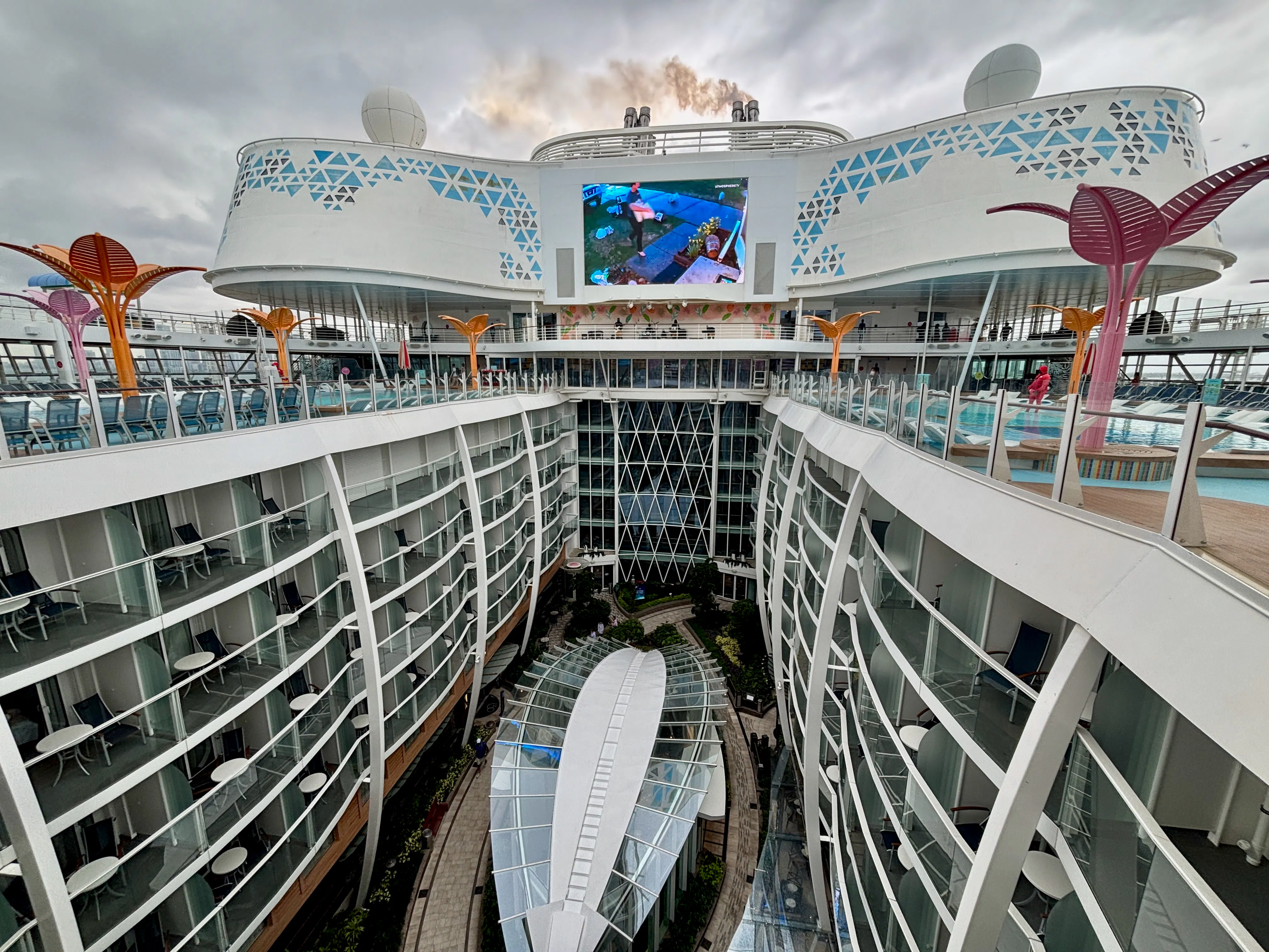 Wonder of the Seas Cruise Ship | Editor's Review