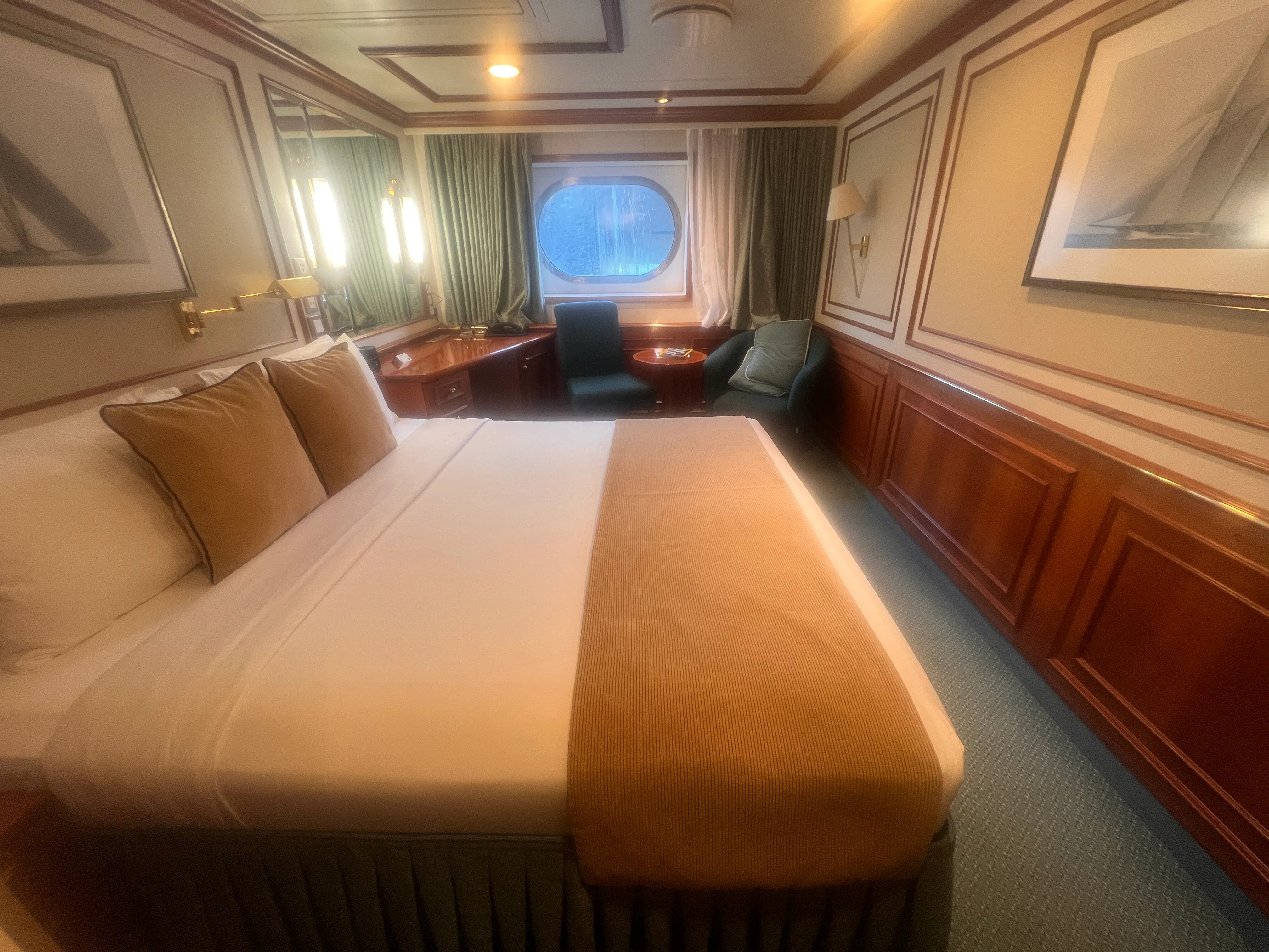 Lindblad Expeditions National Geographic Orion Cabins & Staterooms on ...