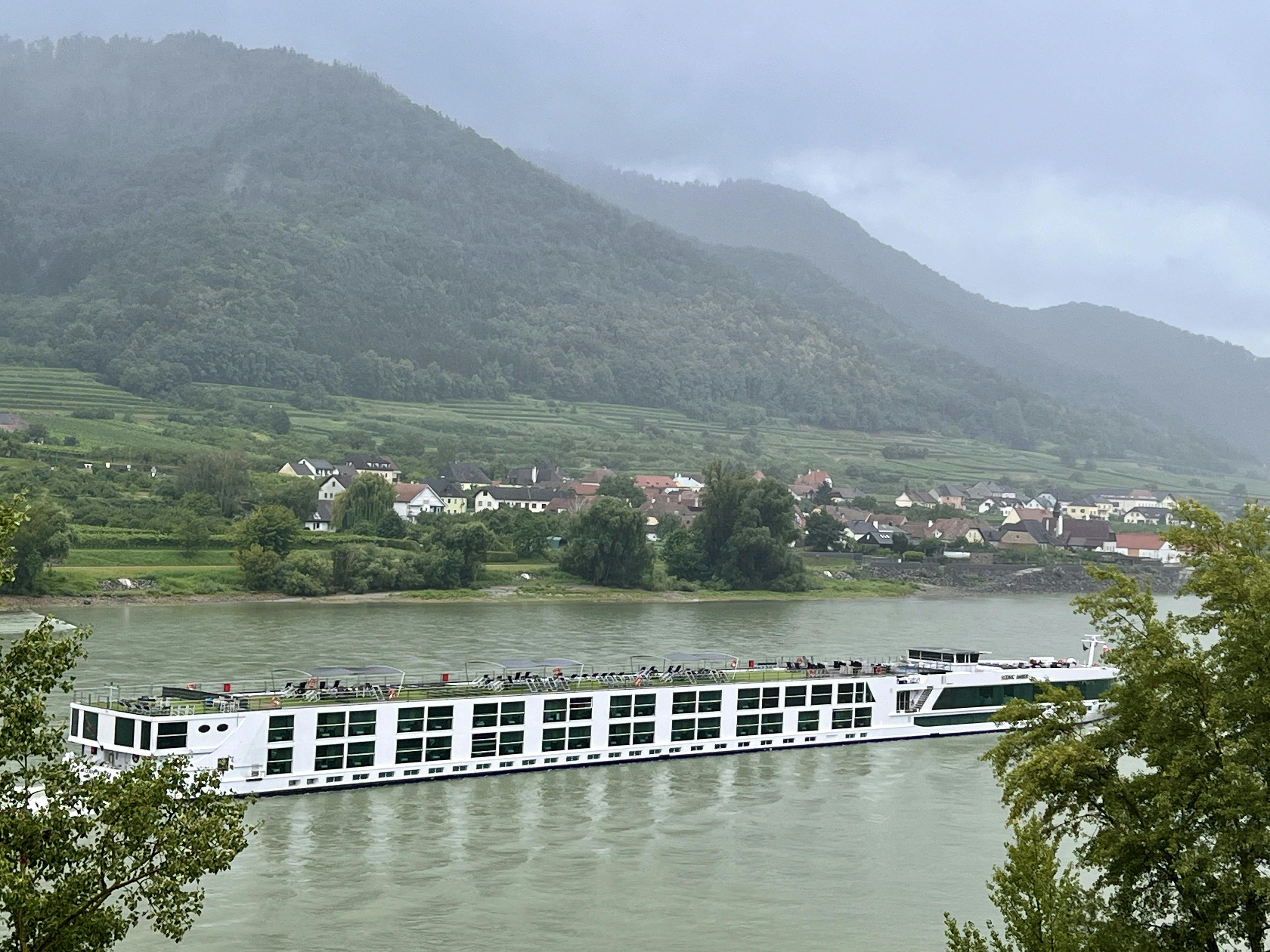 Scenic Amber Cruise: Expert Review (2023)
