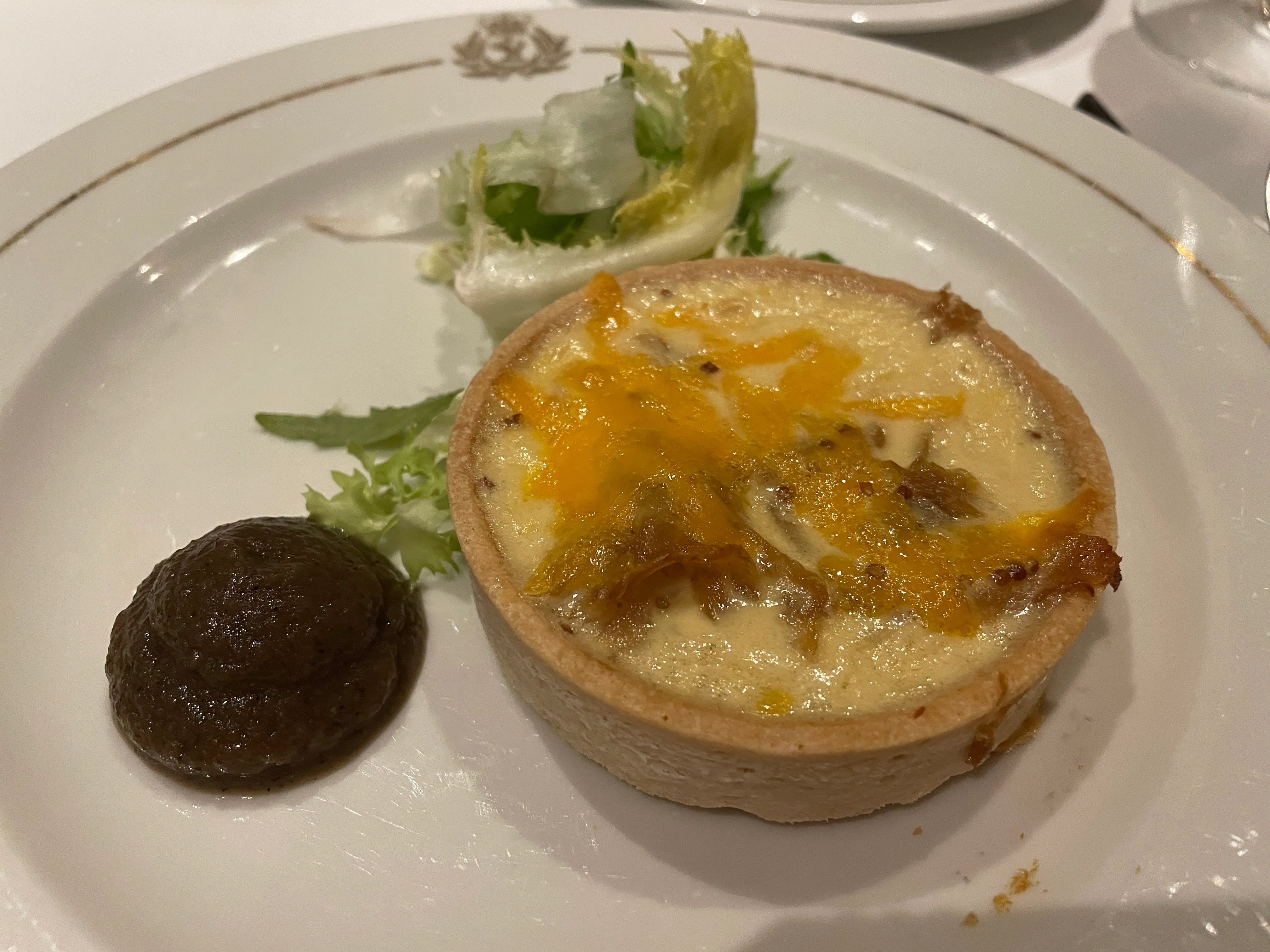 Cunard Queen Victoria Dining & Food | Editor's Review