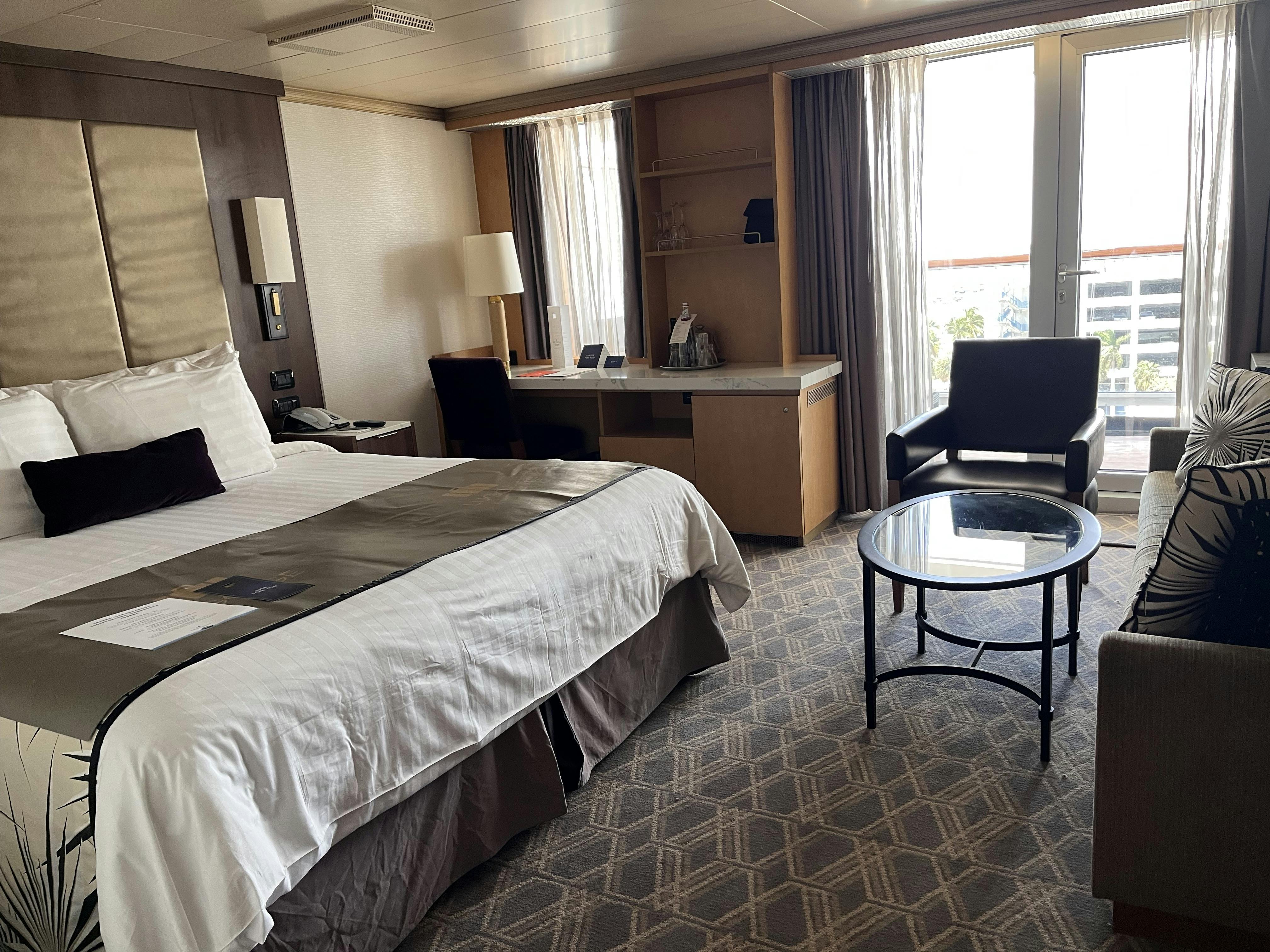 Holland America Oosterdam Cabins & Staterooms on Cruise Critic