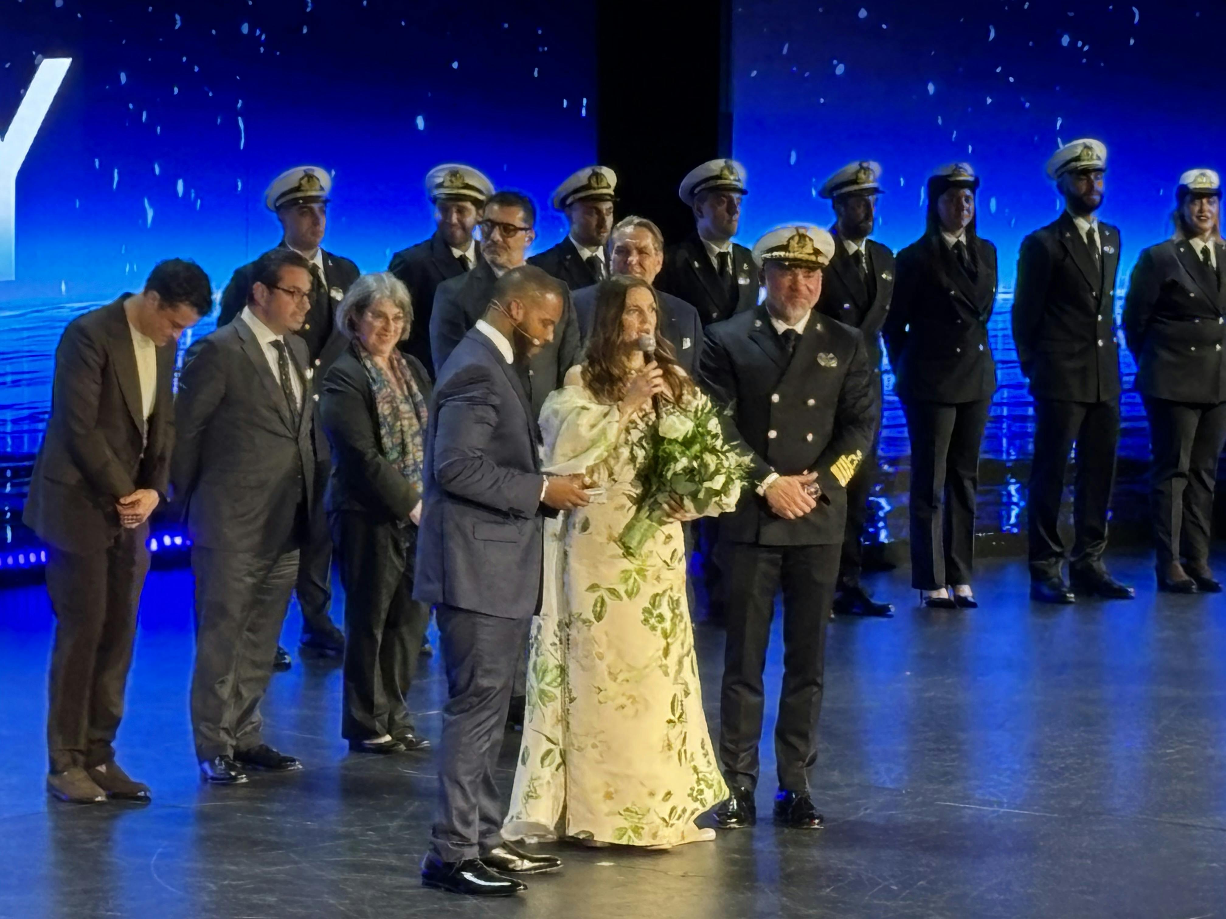 Drew Barrymore Christens MSC Cruises Newest Ship, MSC World America, in ...