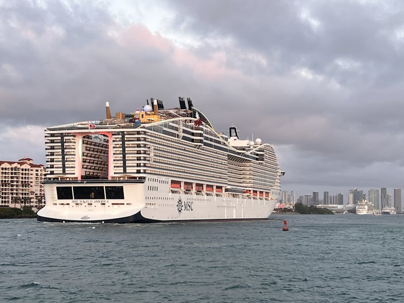 21 Signs You're a Cruise Addict